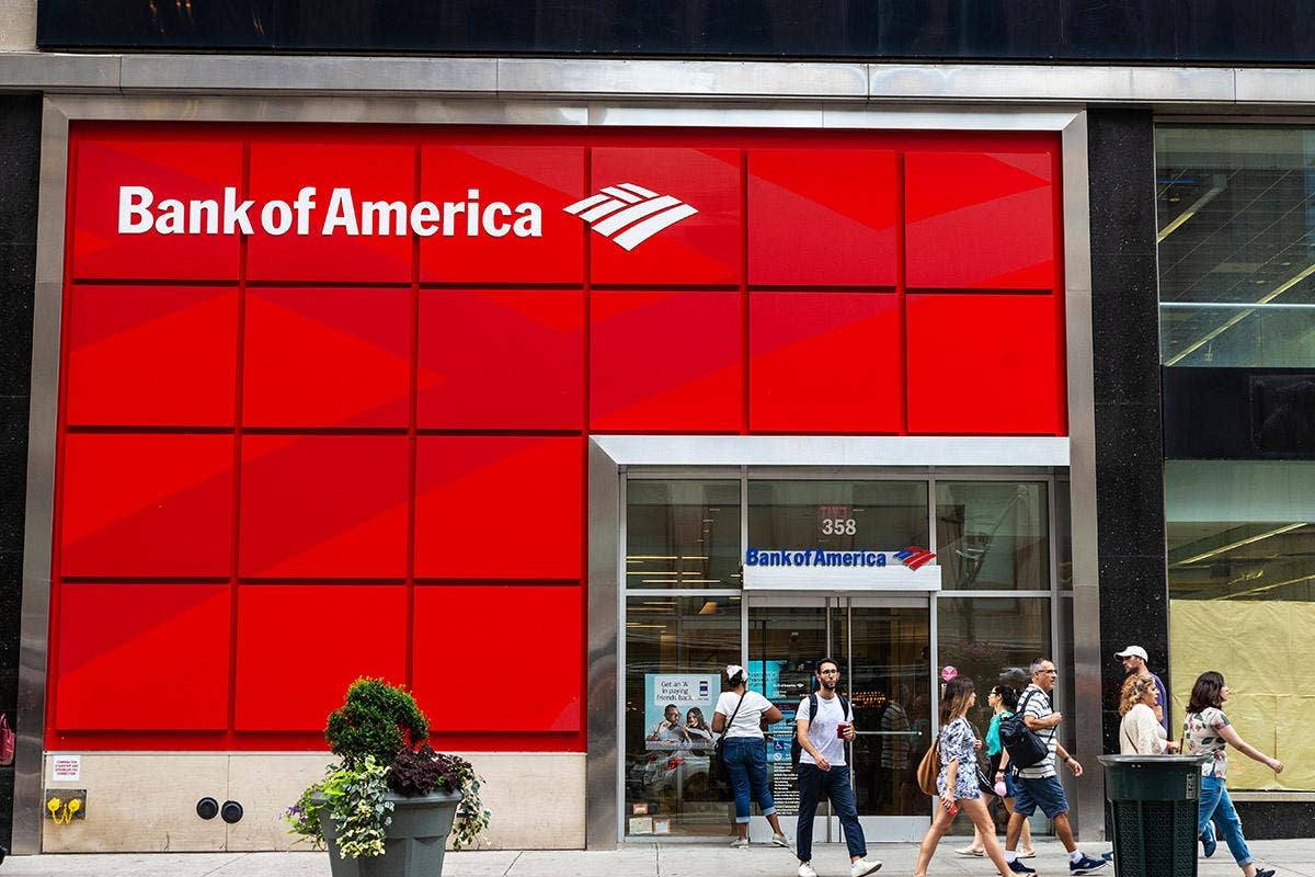 Retail Banking vs. Commercial Banking - TheStreet