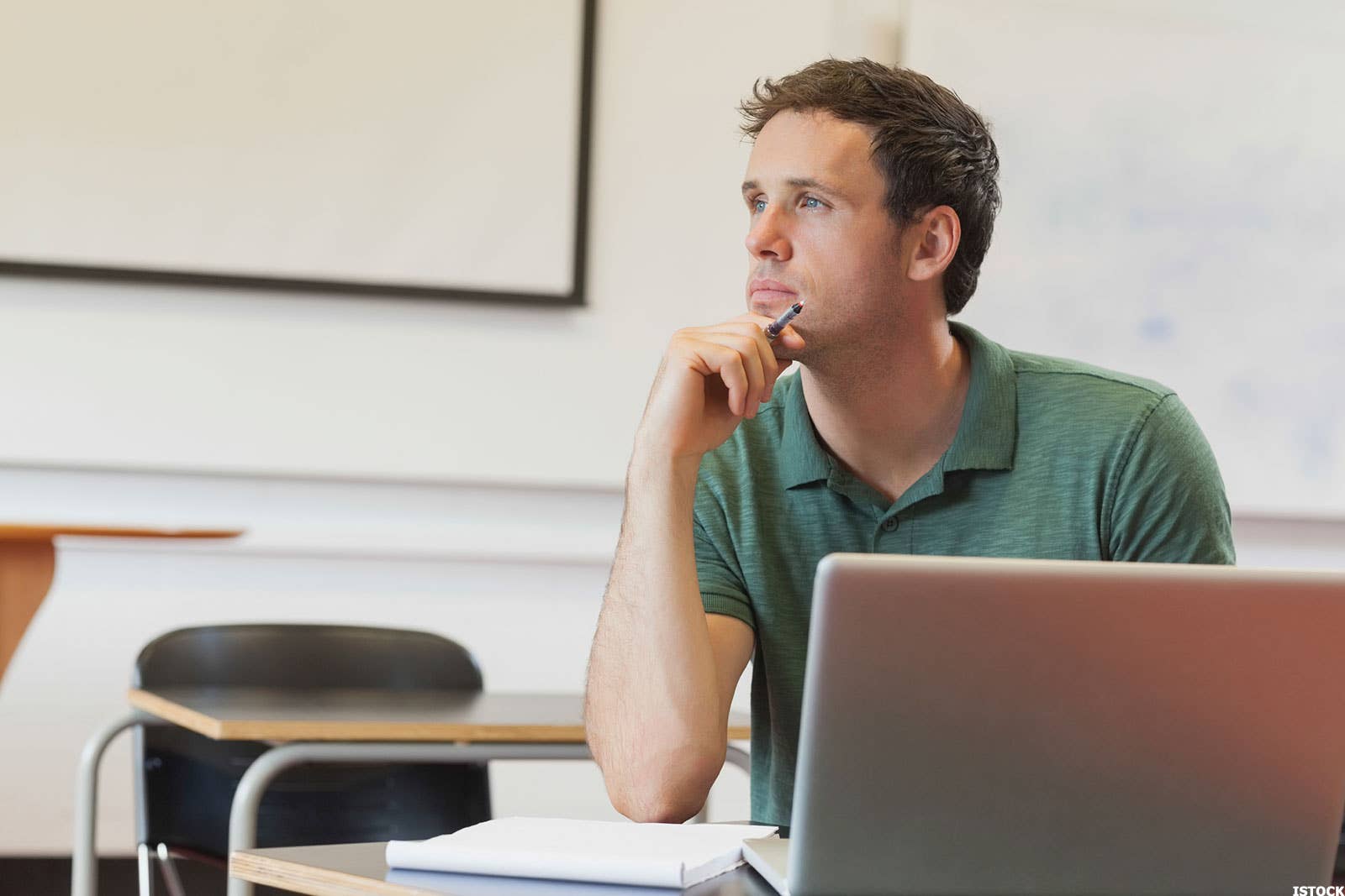 When Is the 2019-20 FAFSA Deadline and How Do You Apply? - TheStreet