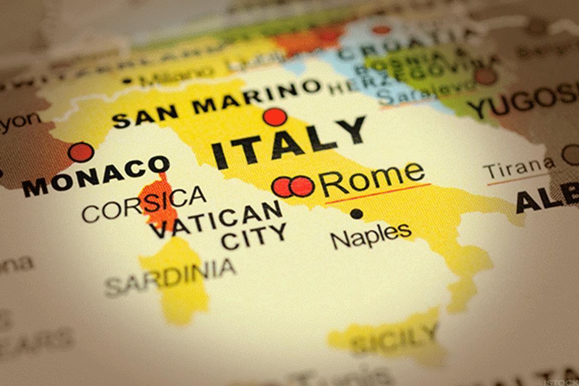 Italy Shares Slump, Bond Yields Spike as Markets React to Potential ...