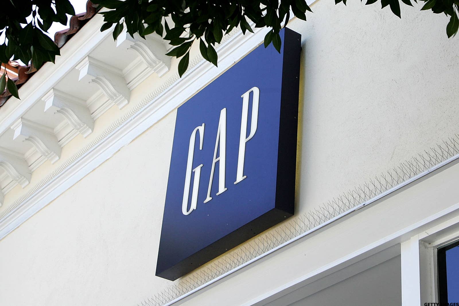 Gap (GPS) to Close 175 Stores, Cut 250 Jobs at Headquarters - TheStreet