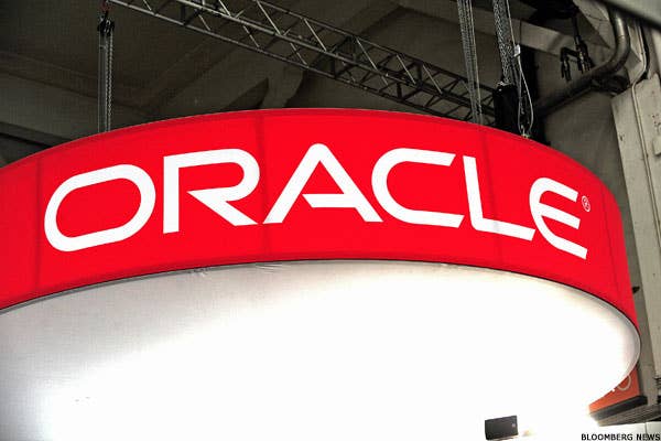 Larry Ellison Steps Down as Oracle's CEO: What Wall Street's Saying ...