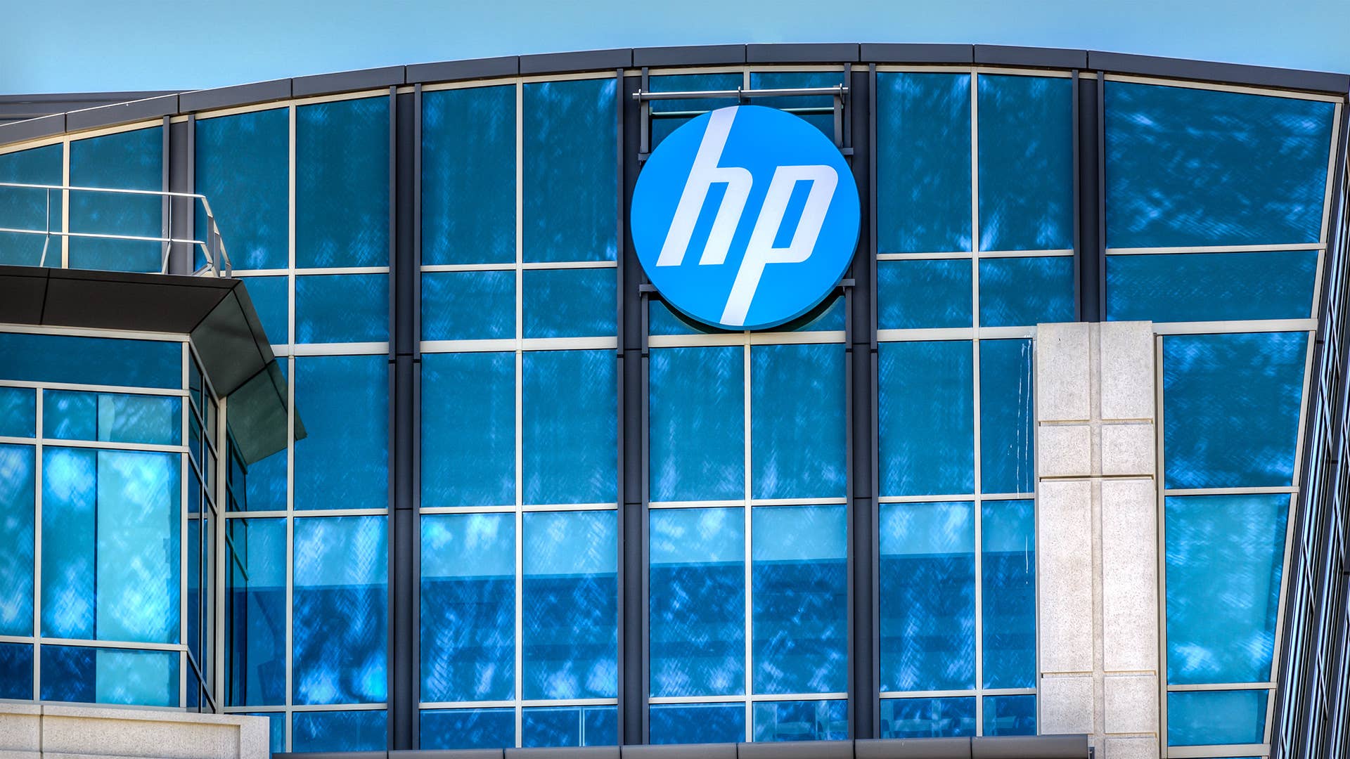 Amazon’s bestselling $499 HP touchscreen laptop is only $300 - TheStreet