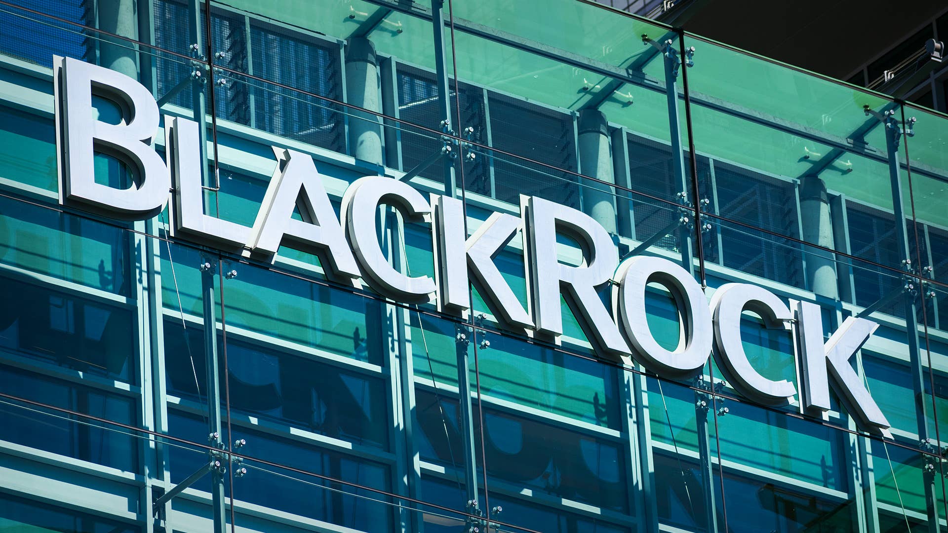 BlackRock to Buy Aperio Group for $1.05 Billion in Cash - TheStreet