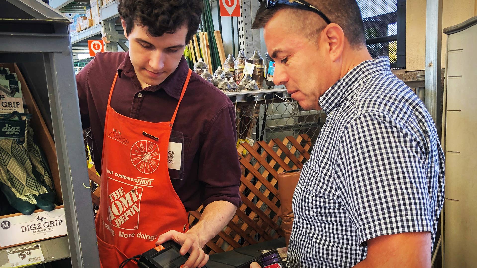 Home Depot issues dire warning on housing market, economy - TheStreet