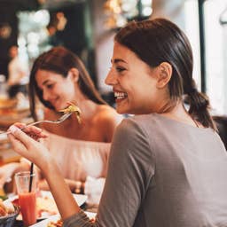 Why Chili’s Rival Is Closing Hundreds of Restaurants - TheStreet