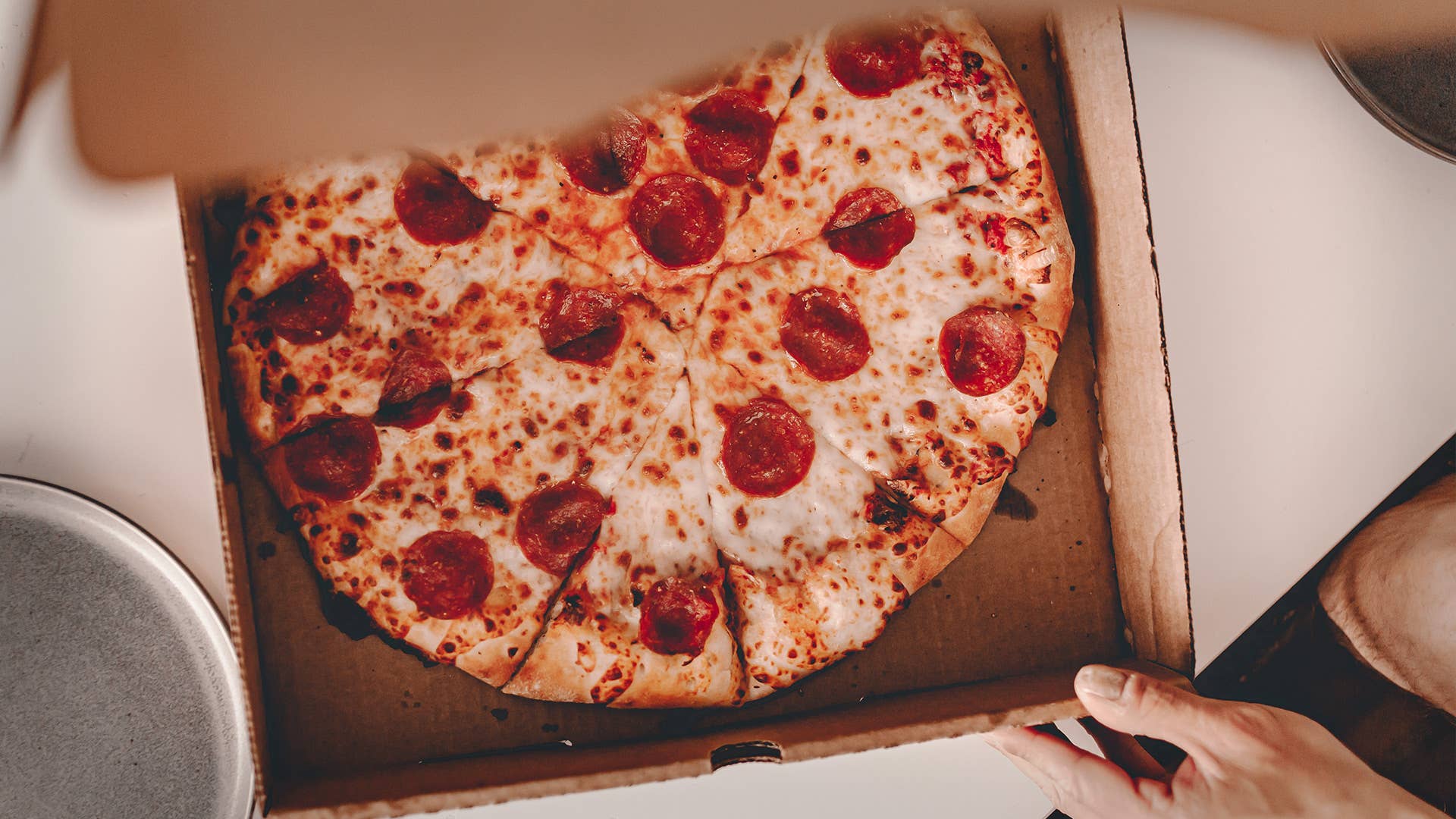 Pioneering national pizza chain files for Chapter 11 bankruptcy - TheStreet