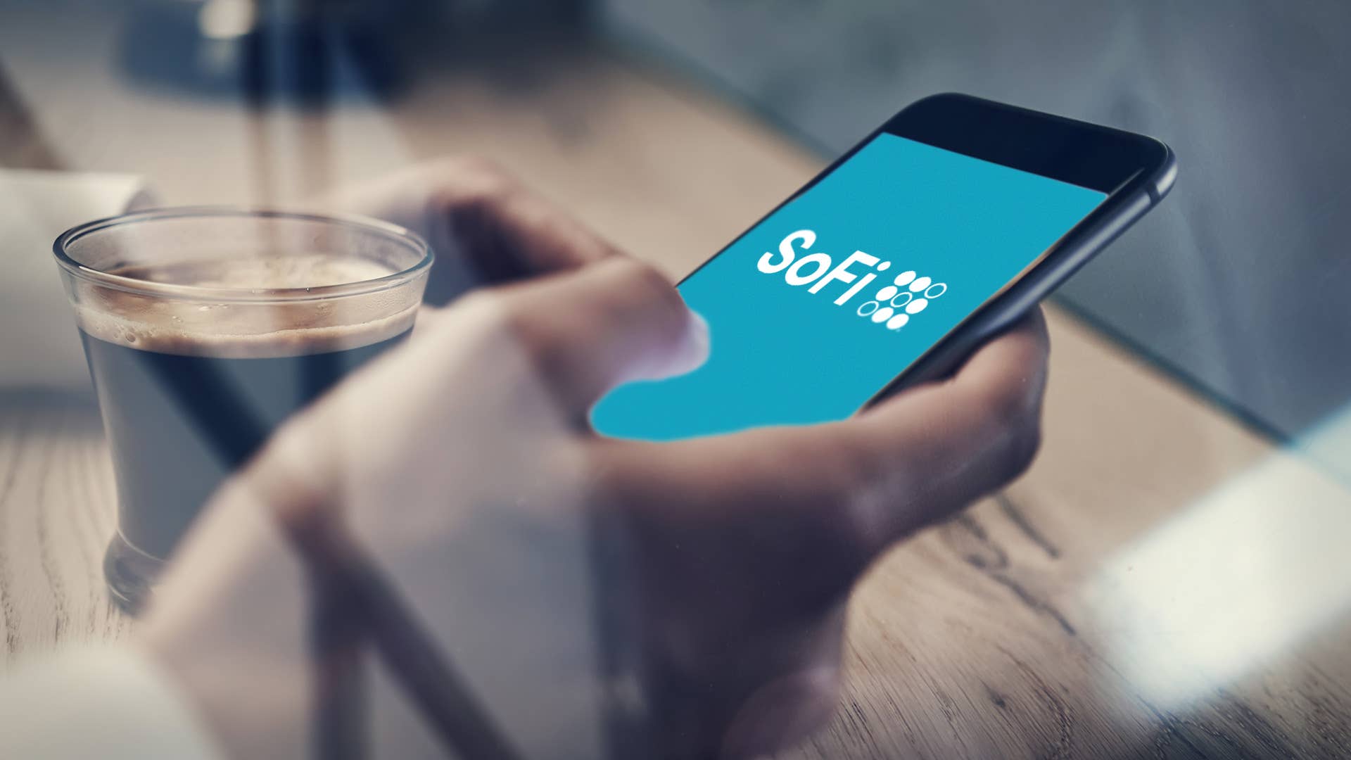 Analyst revamps SoFi stock price target ahead of earnings - TheStreet