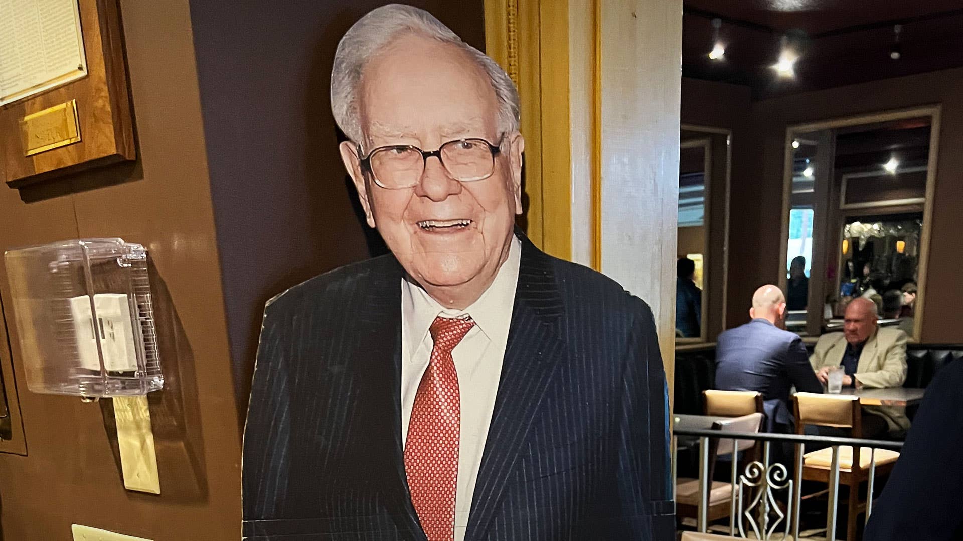 We Tried Gorat's, Warren Buffett's Favorite Steakhouse - TheStreet