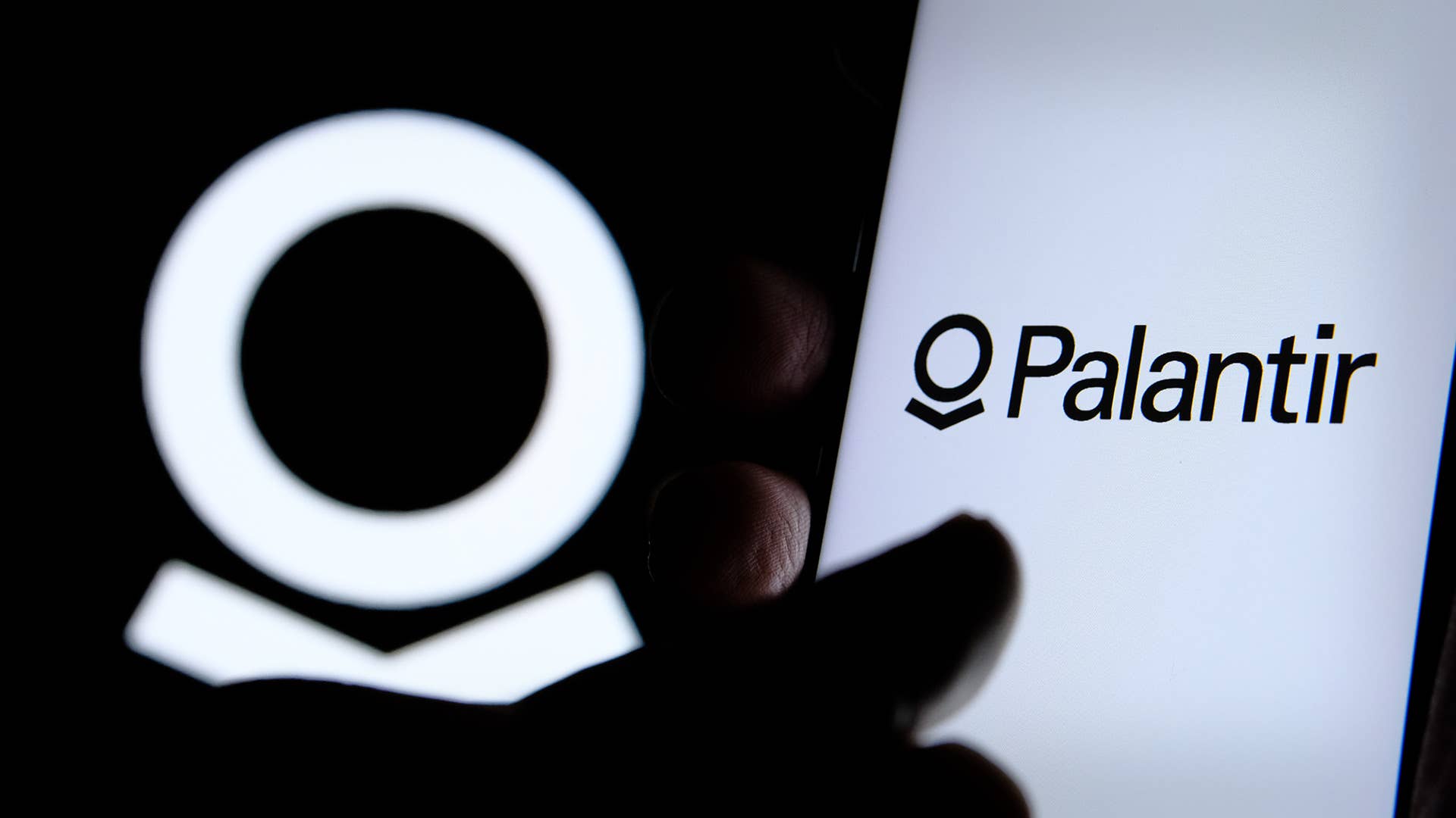 Analysts overhaul Palantir stock price target after Q3 earnings - TheStreet
