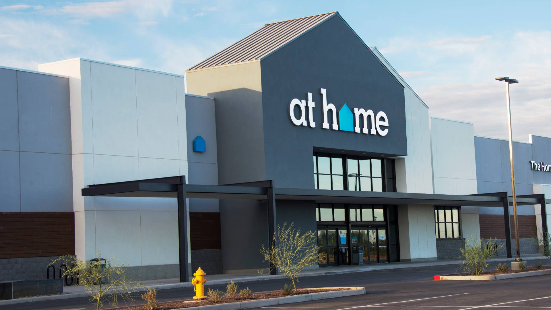 Bankrupt home goods chain cancels store location closings - TheStreet