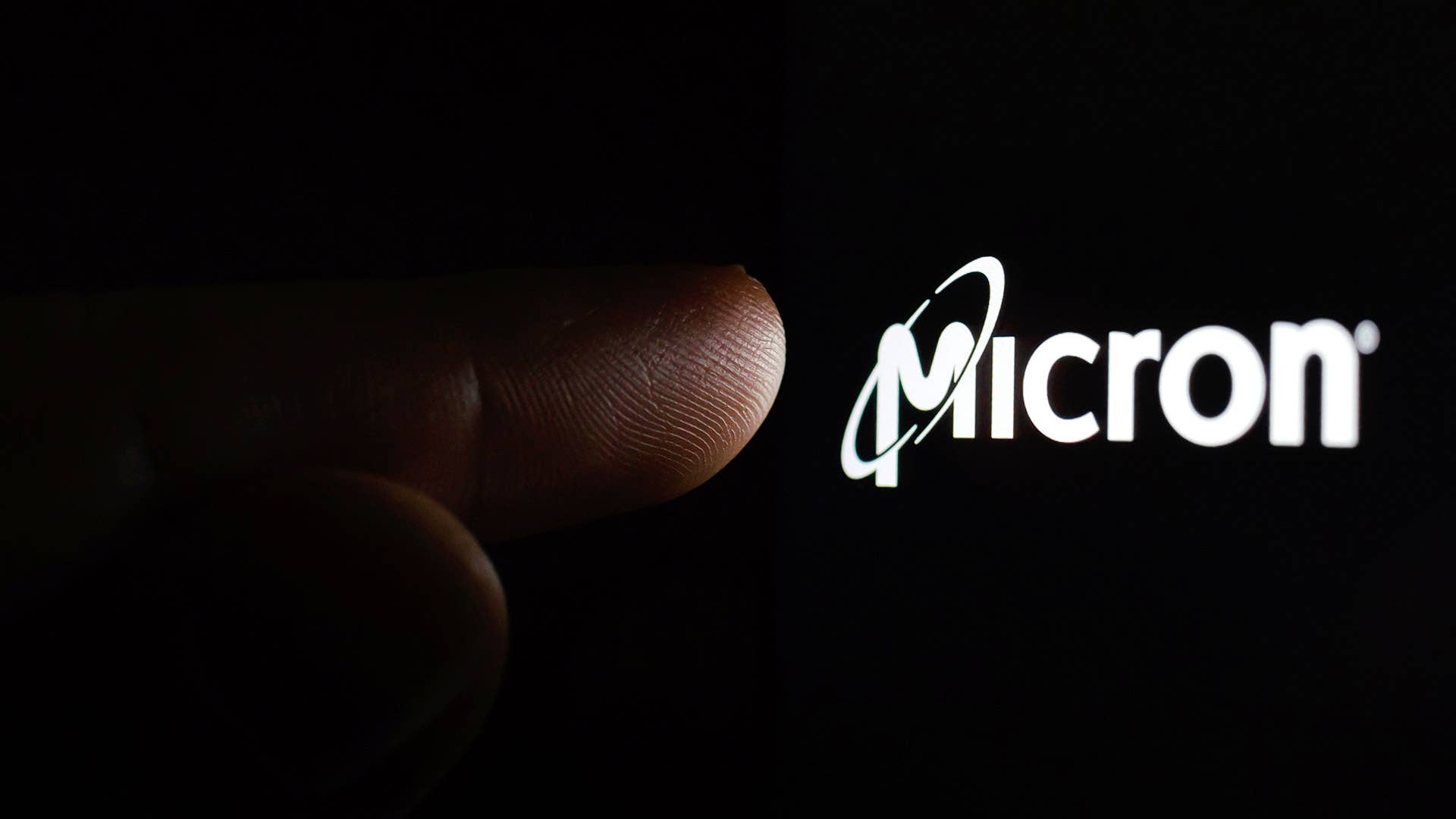 Analysts overhaul Micron stock price targets amid post-earnings slump ...