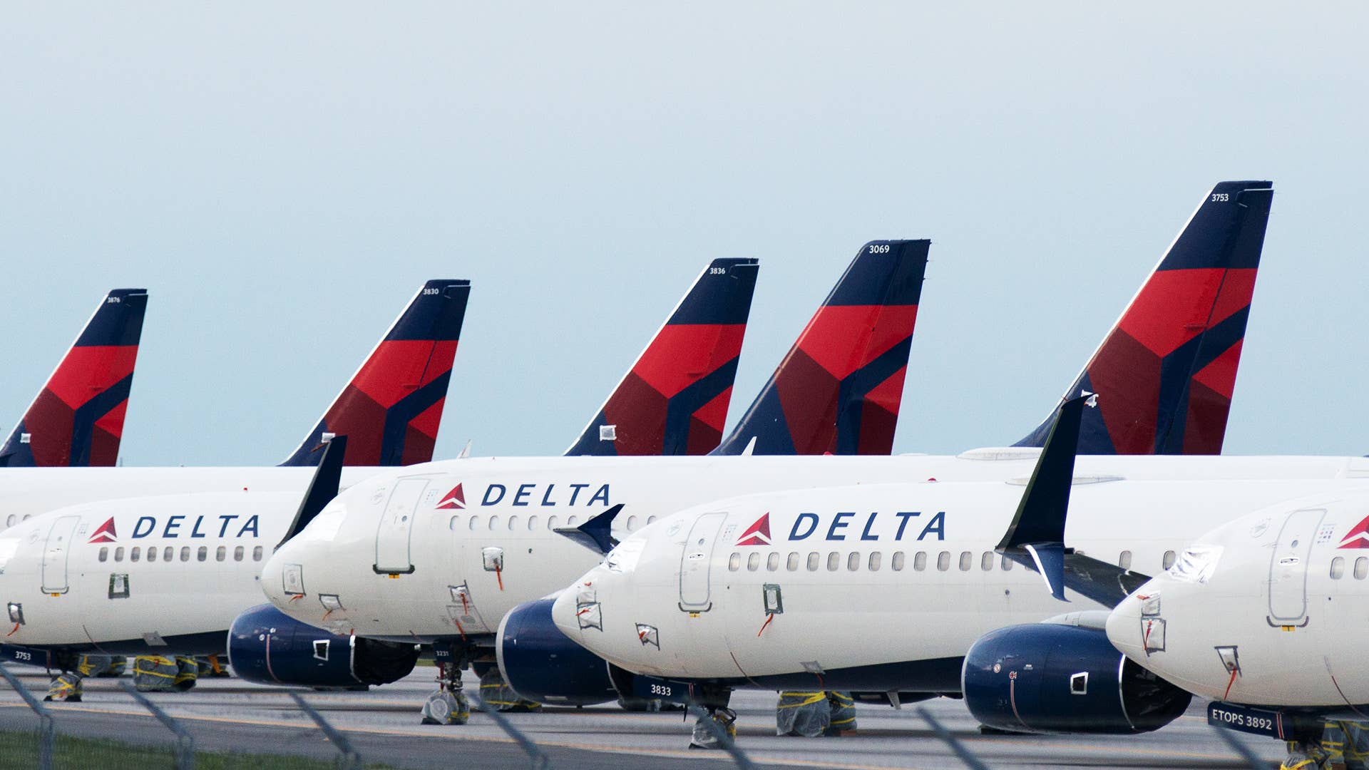 Delta Air Lines scraps secret perk for lawmakers amid shutdown - TheStreet