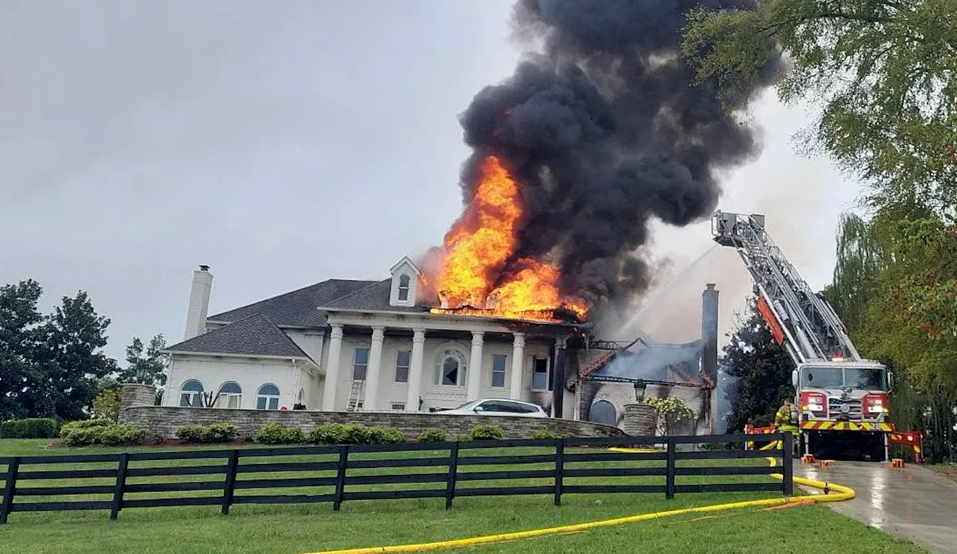House (Literally) on Fire in Viral Zillow Photo Now Under Contract for ...