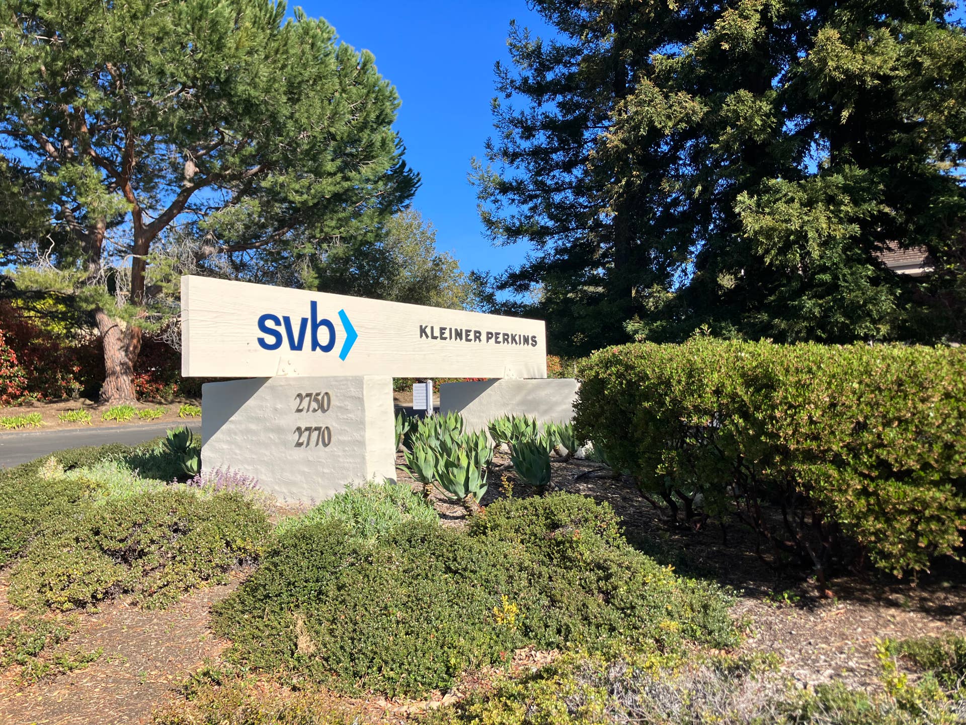 What Happened to Silicon Valley Bank? Why Is It in Trouble? - TheStreet