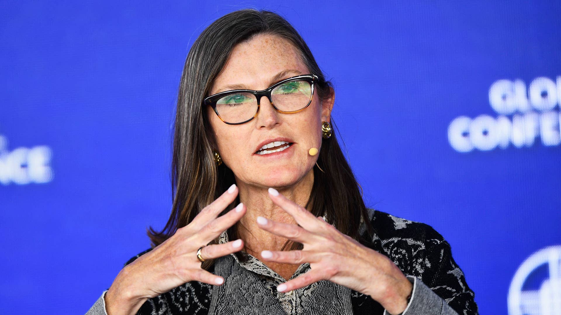 Cathie Wood buys $16.2 million of sinking AI stock - TheStreet