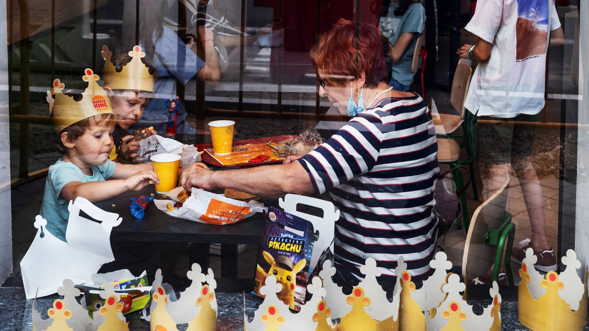 Burger King menu adds wild kids' meal toys parents will want too ...