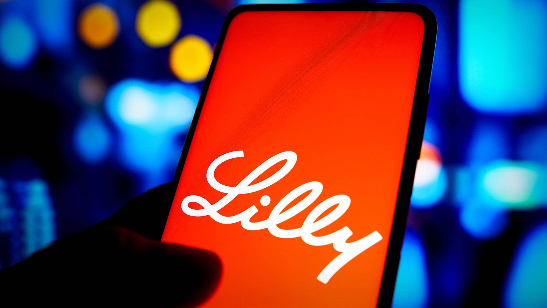 Eli Lilly'S $2.4B Orna deal disrupts CAR-T market | LLY - TheStreet