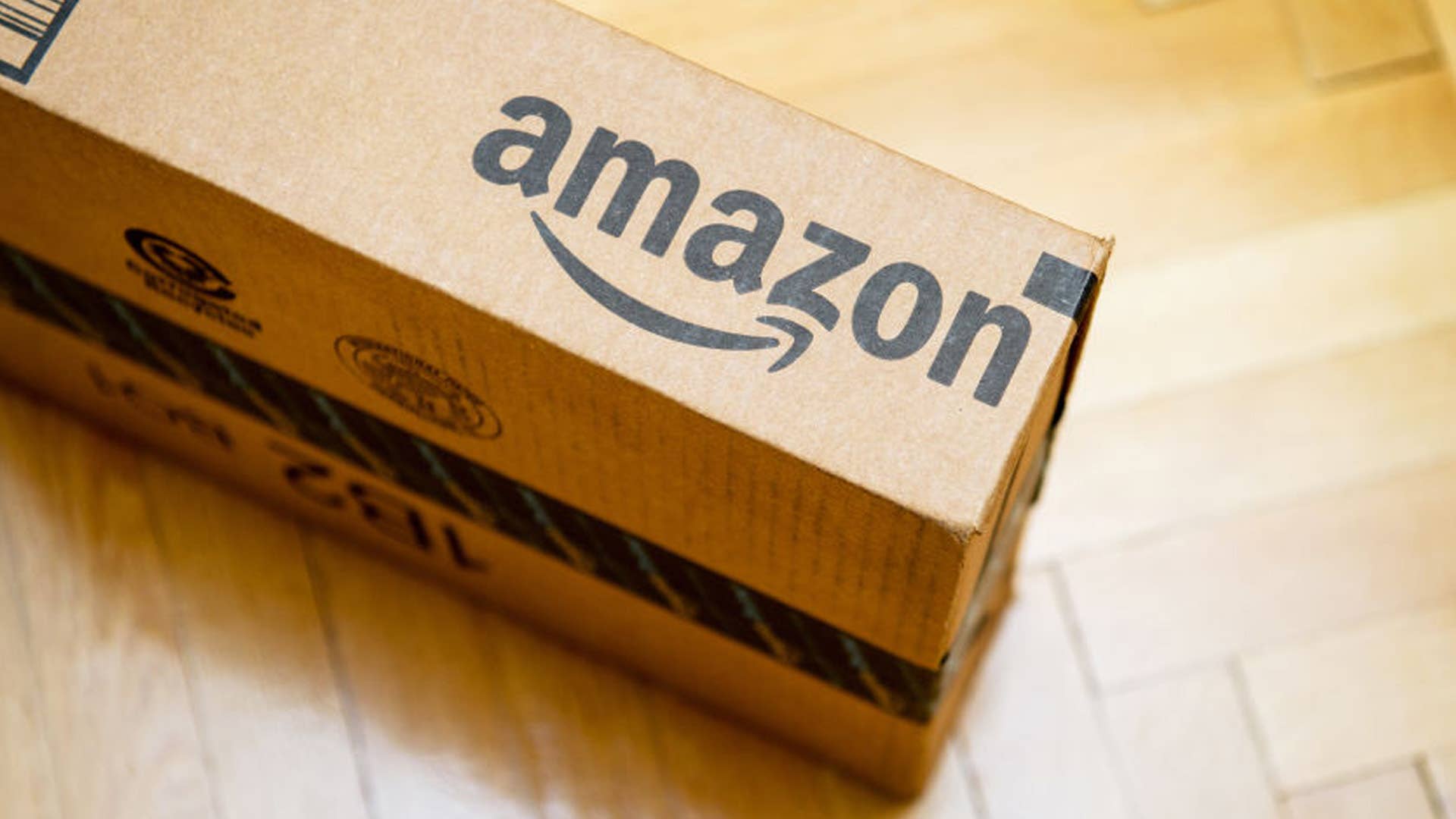 Amazon is selling an $80 electric warming tray for $40 - TheStreet