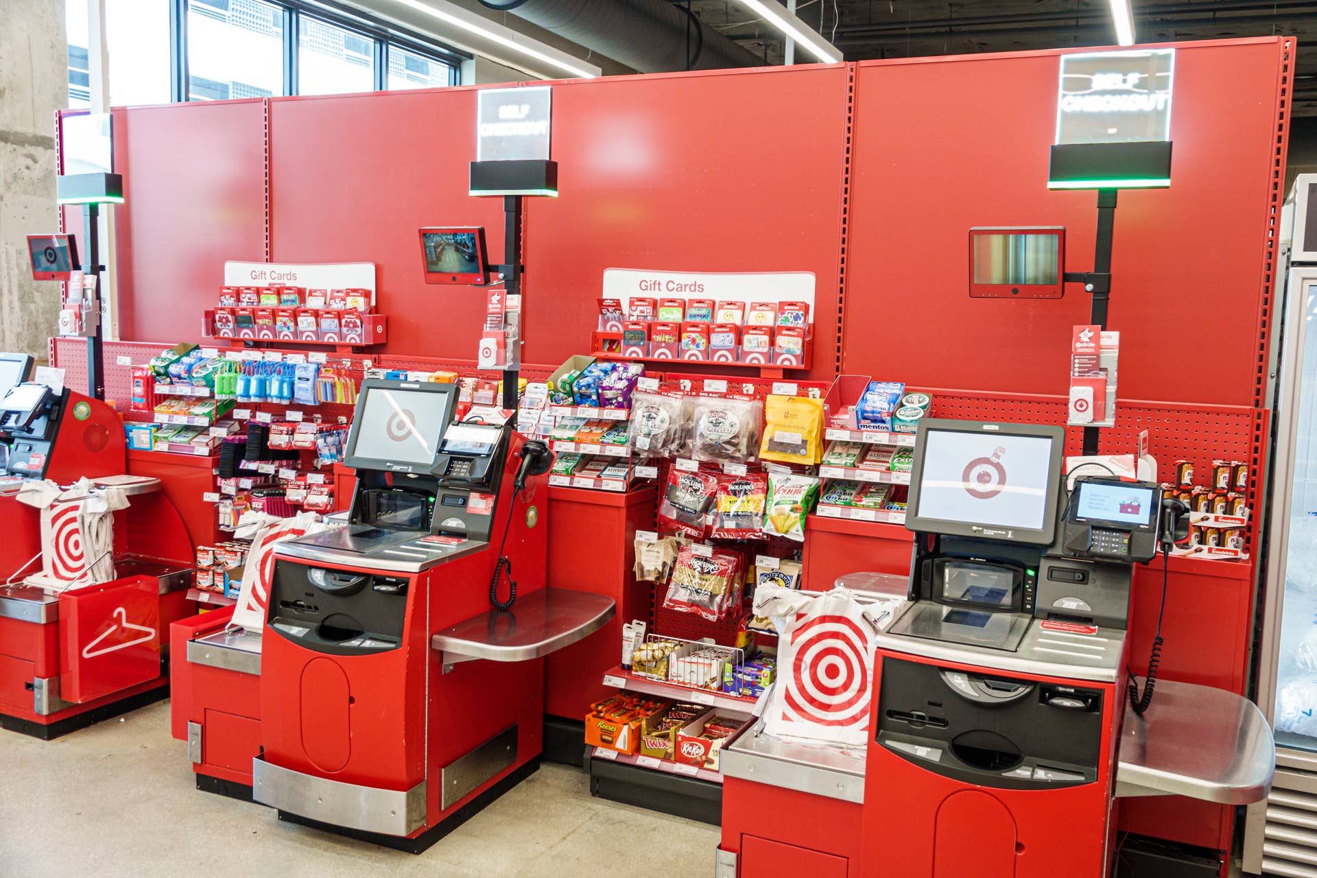 Major Walmart rival cracks down on a common behavior - TheStreet