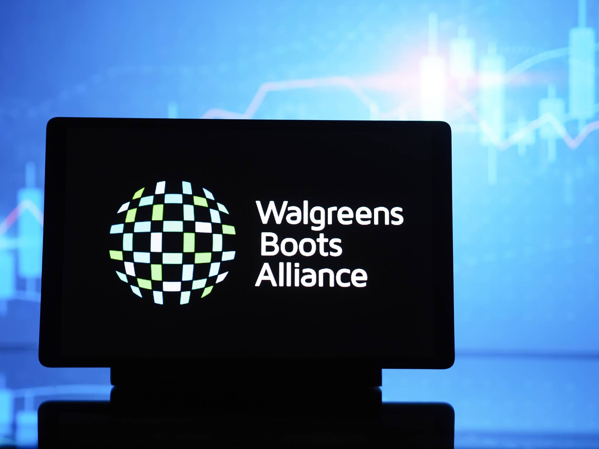 Walgreens jobs & what they pay: Starting wages for entry-level ...
