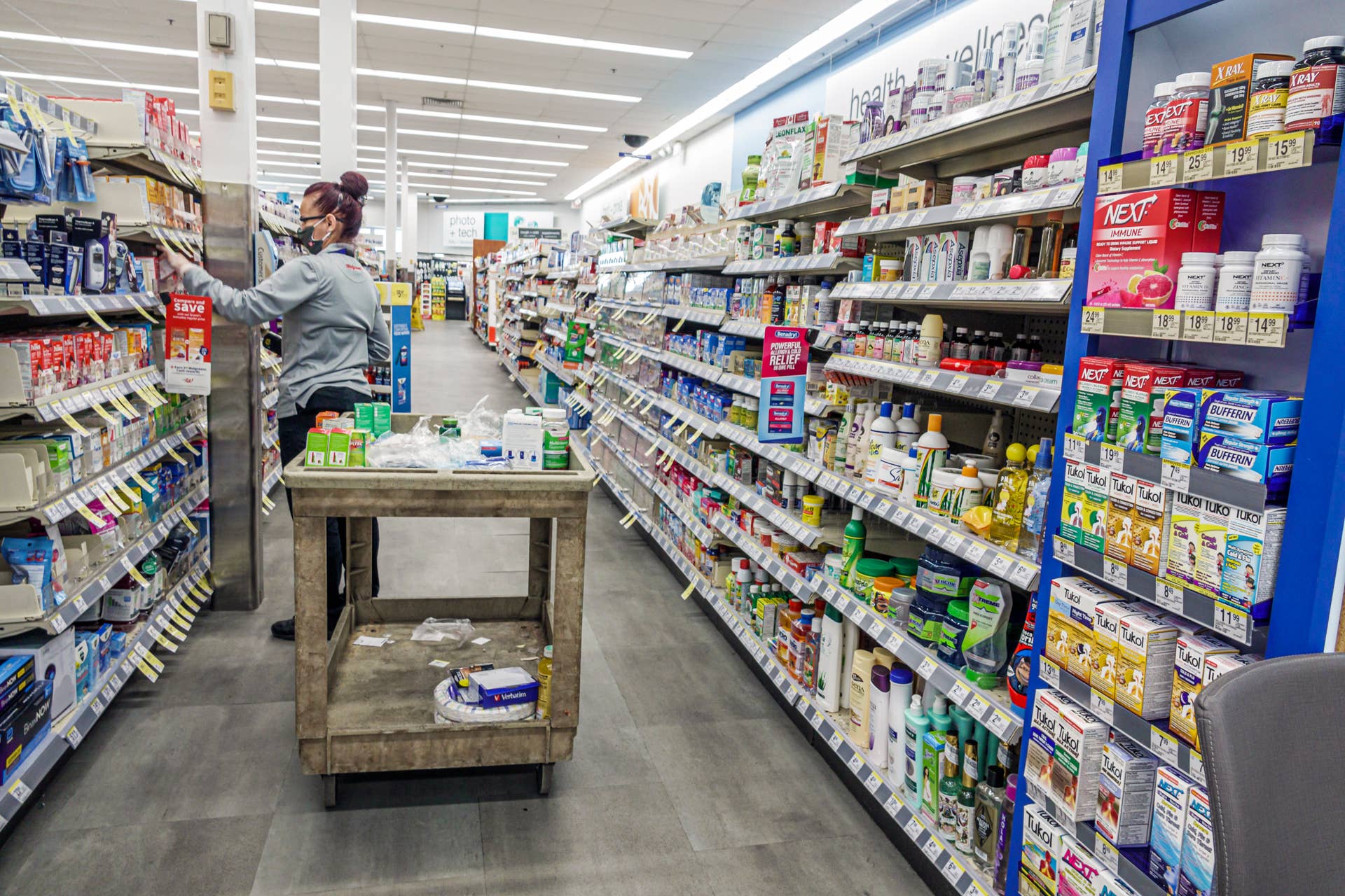 Popular drugstore company quietly nears deal to go private - TheStreet