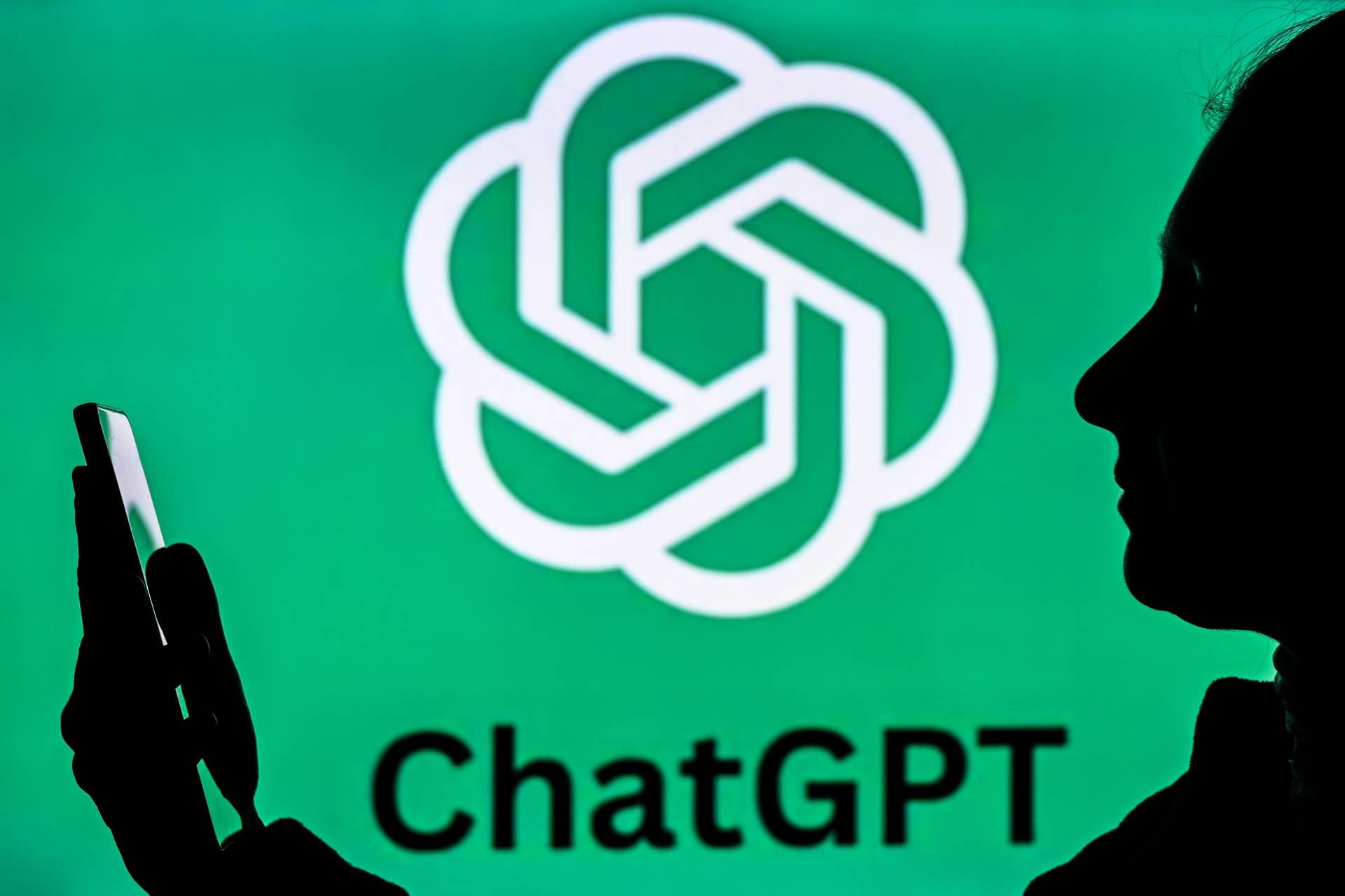How to use ChatGPT for investing: From graphs to calculations - TheStreet