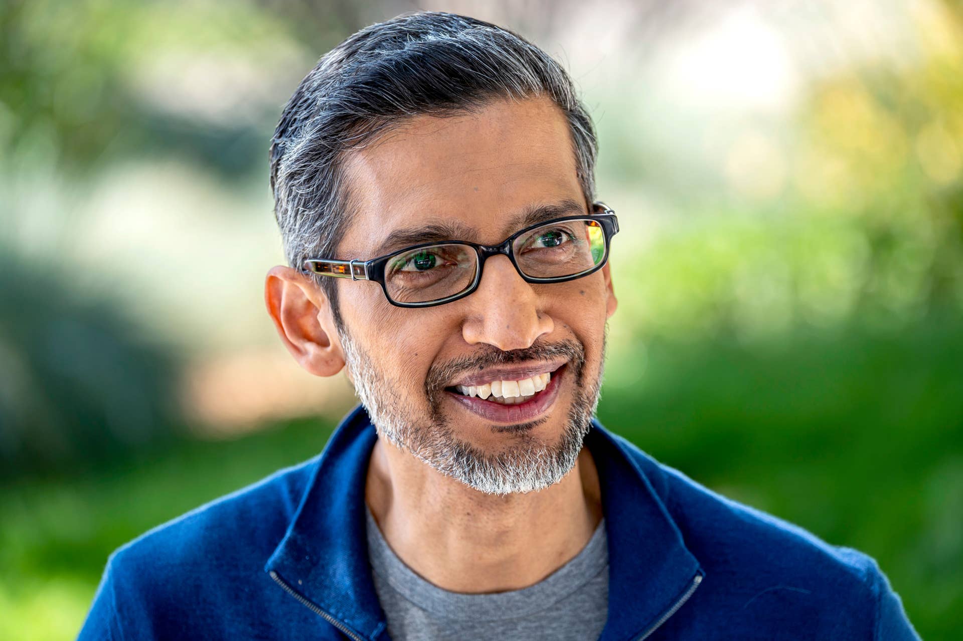Analysts reboot Google parent price target on economic concerns - TheStreet