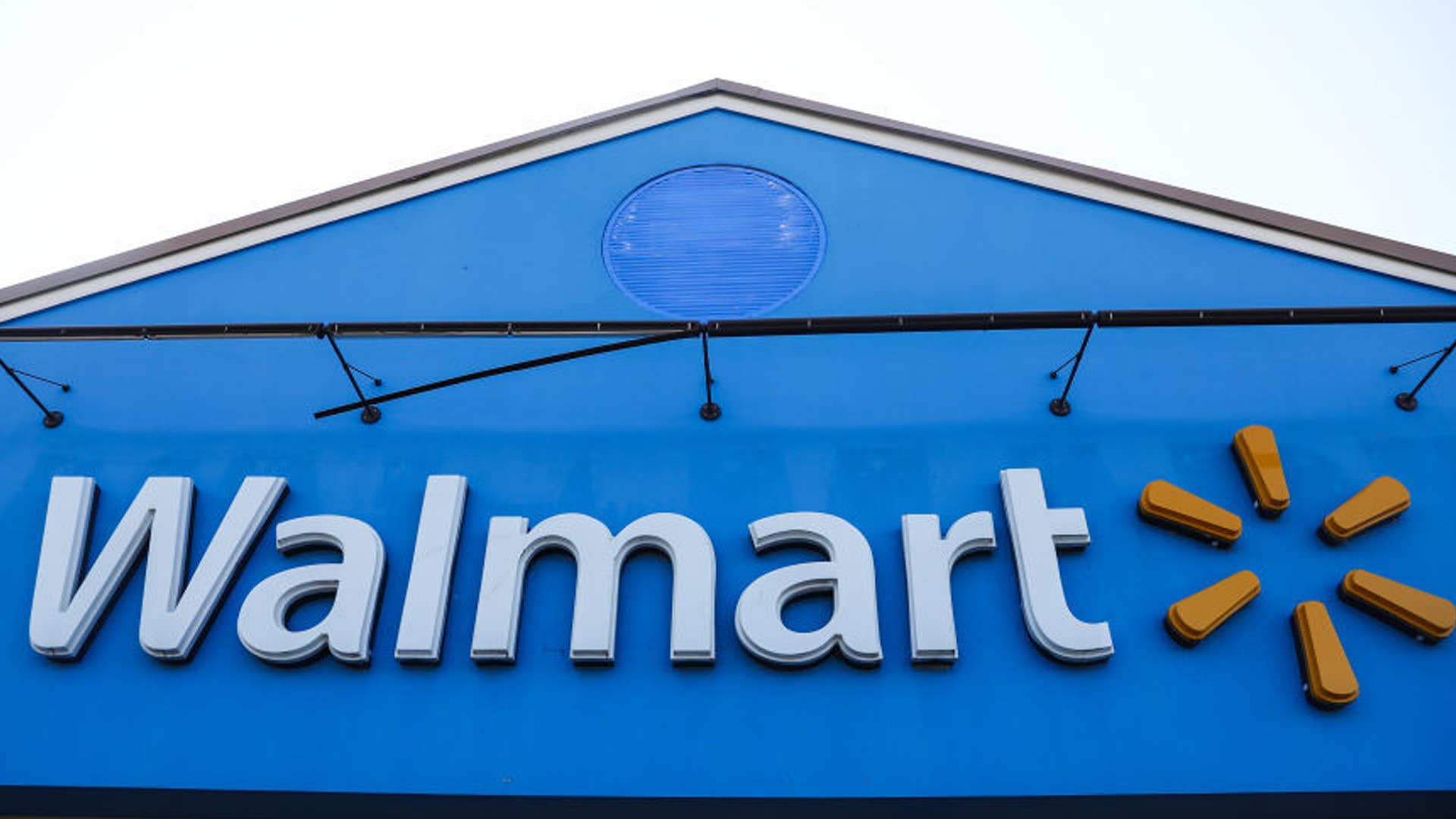 Walmart is selling $30 solar string lights for only $14 - TheStreet