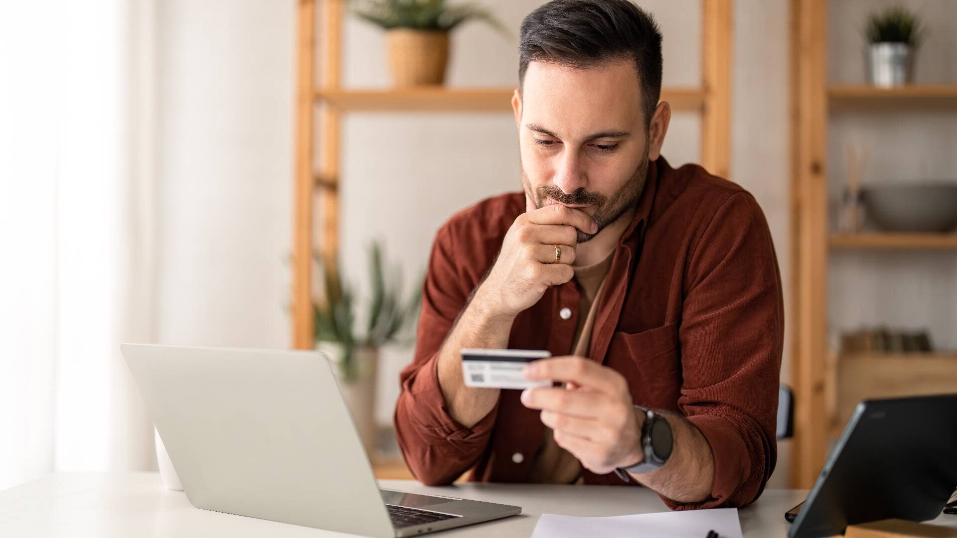 Visa, Mastercard offer $38 billion deal to end long swipe-fee battle ...