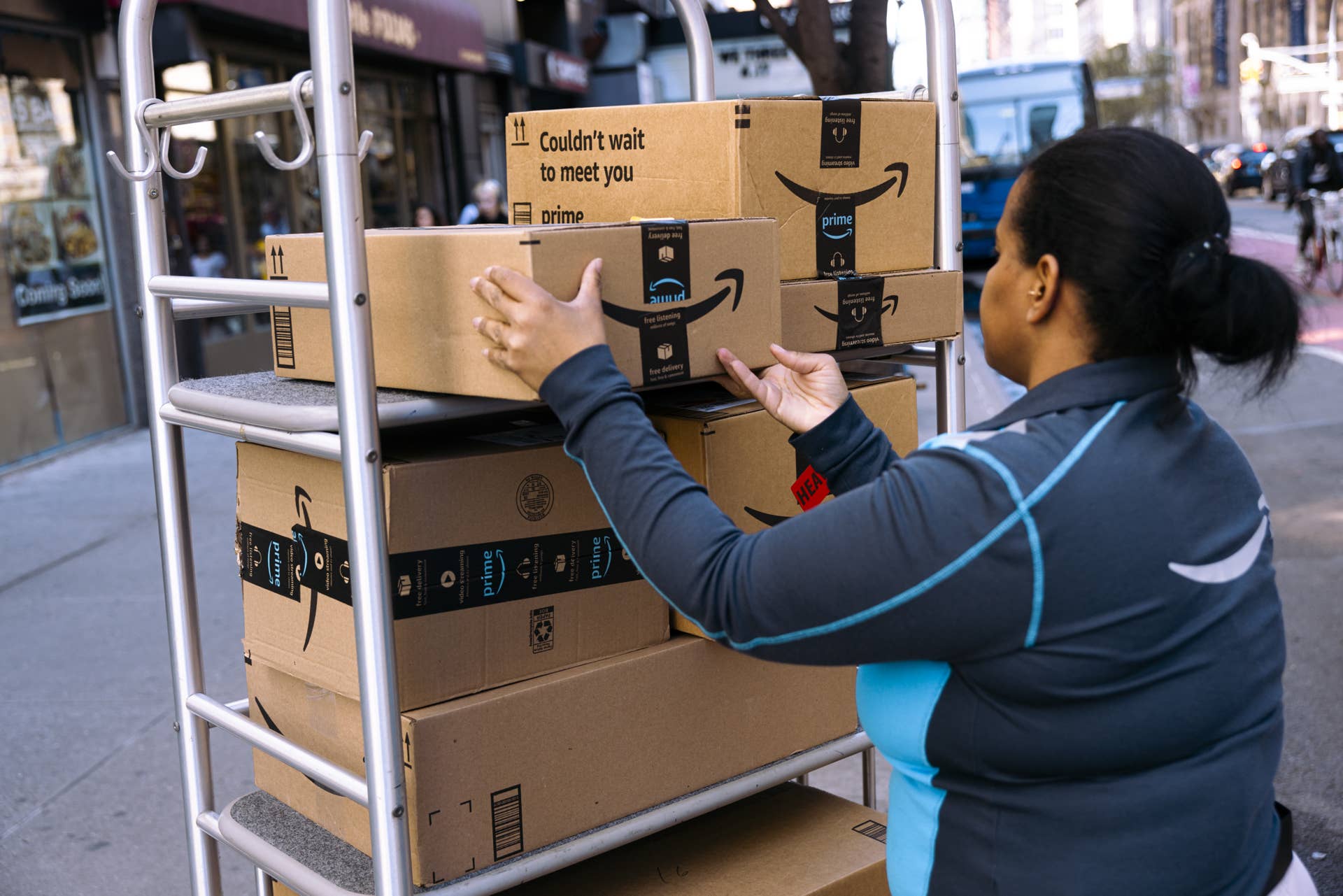 Amazon is selling a $1,180 cloud couch for $408 - TheStreet