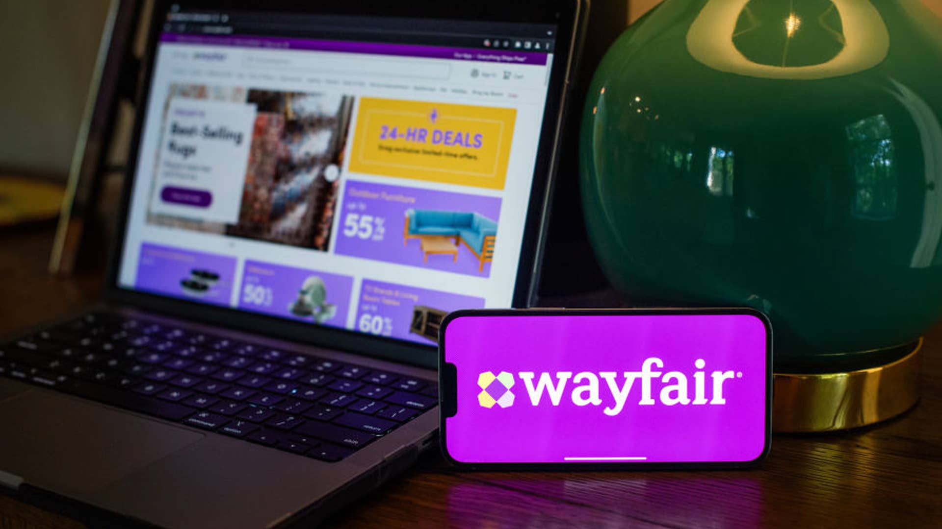 Wayfair is selling a $690 recliner for $330 - TheStreet