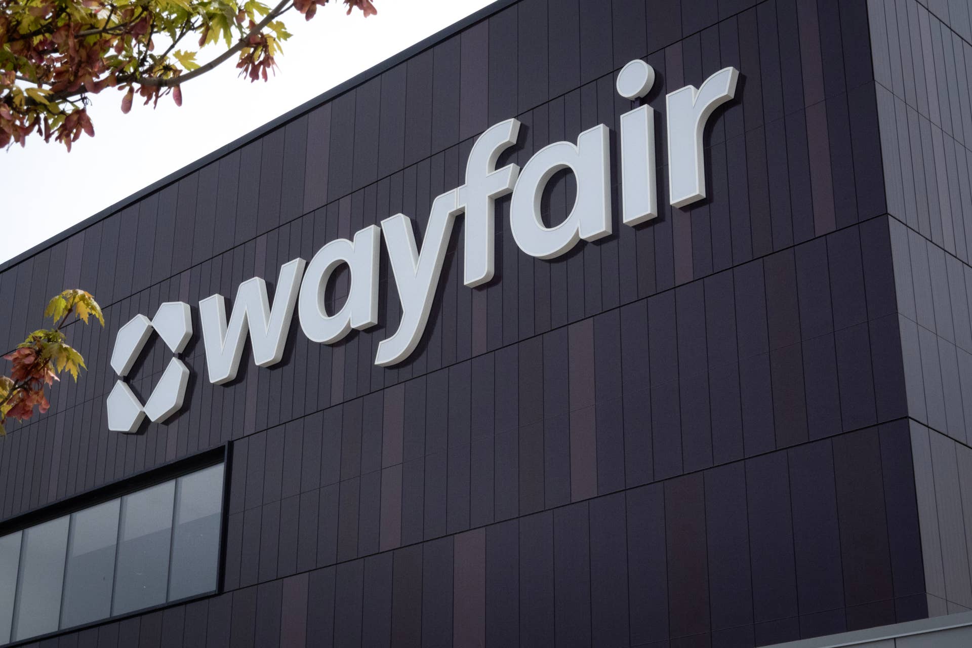 Wayfair is selling a 'comfortable' $1,800 reclining sofa for only $680 ...