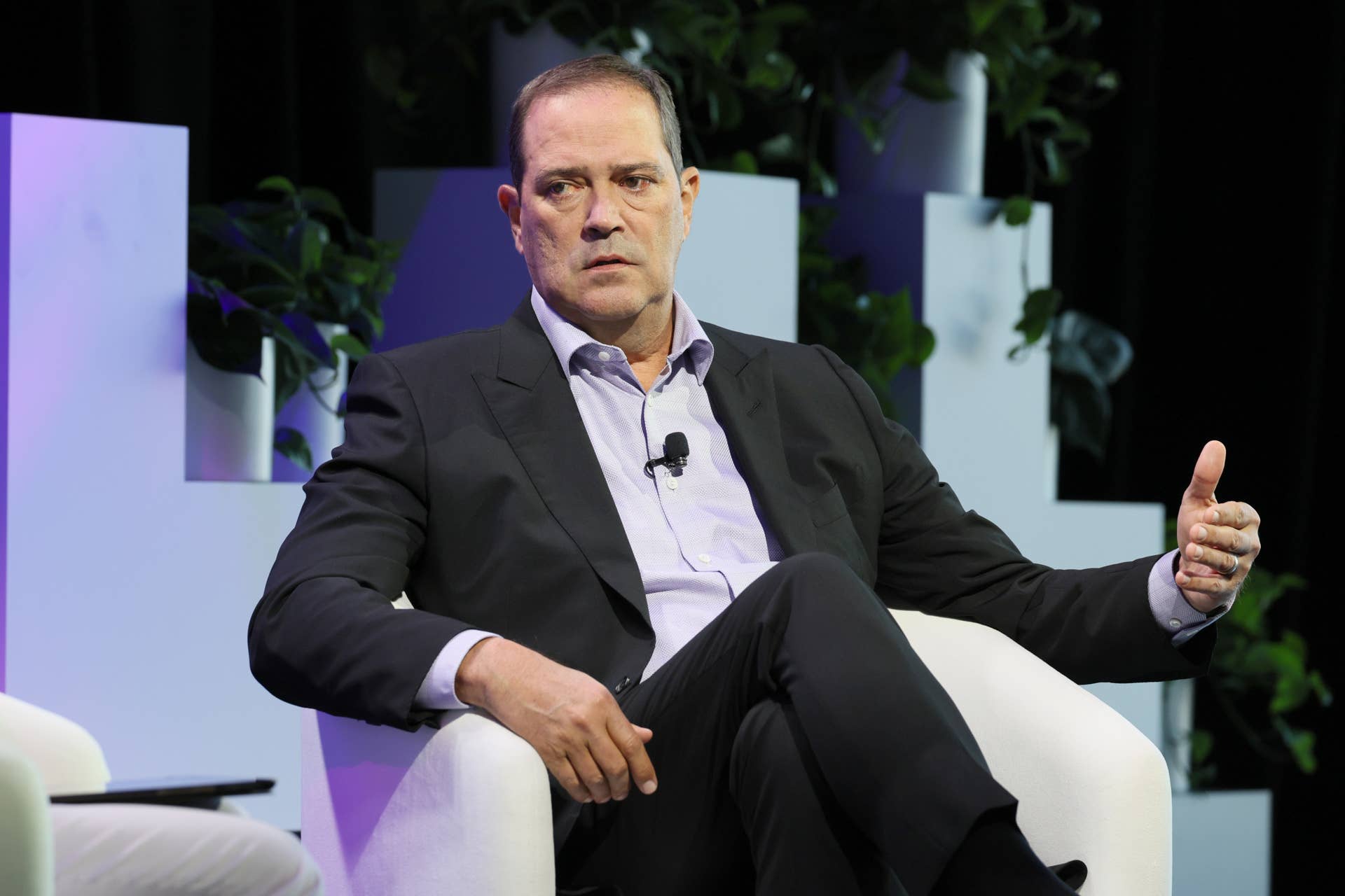 Cisco CEO sends strong message to investors about its future - TheStreet