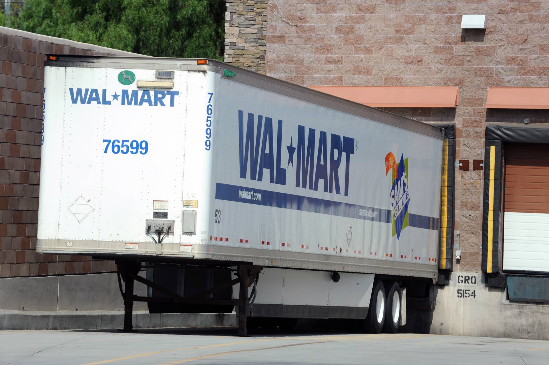 Walmart is selling a $370 portable air conditioner for $190 - TheStreet