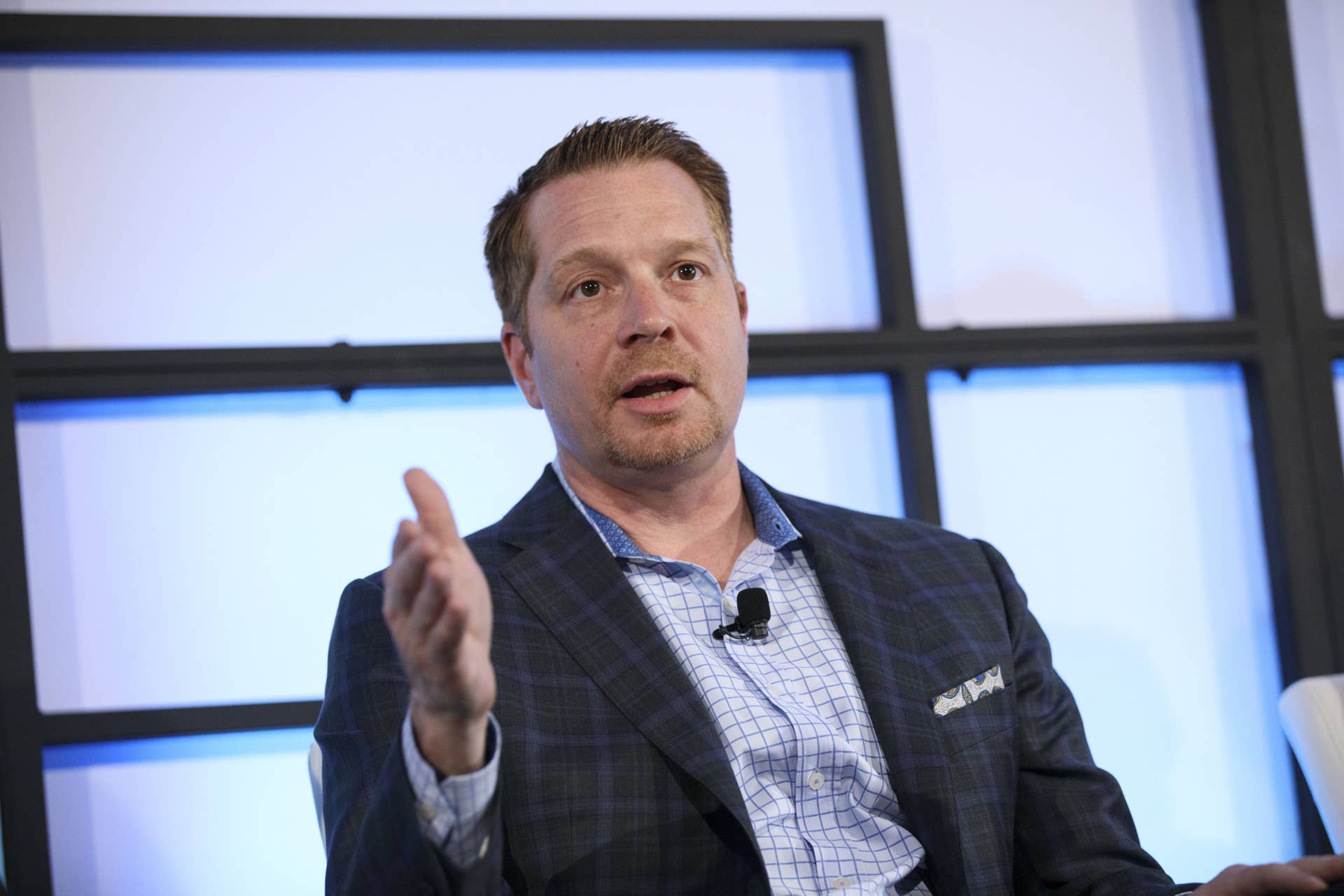 Analyst reboots CrowdStrike stock price target on market conditions ...