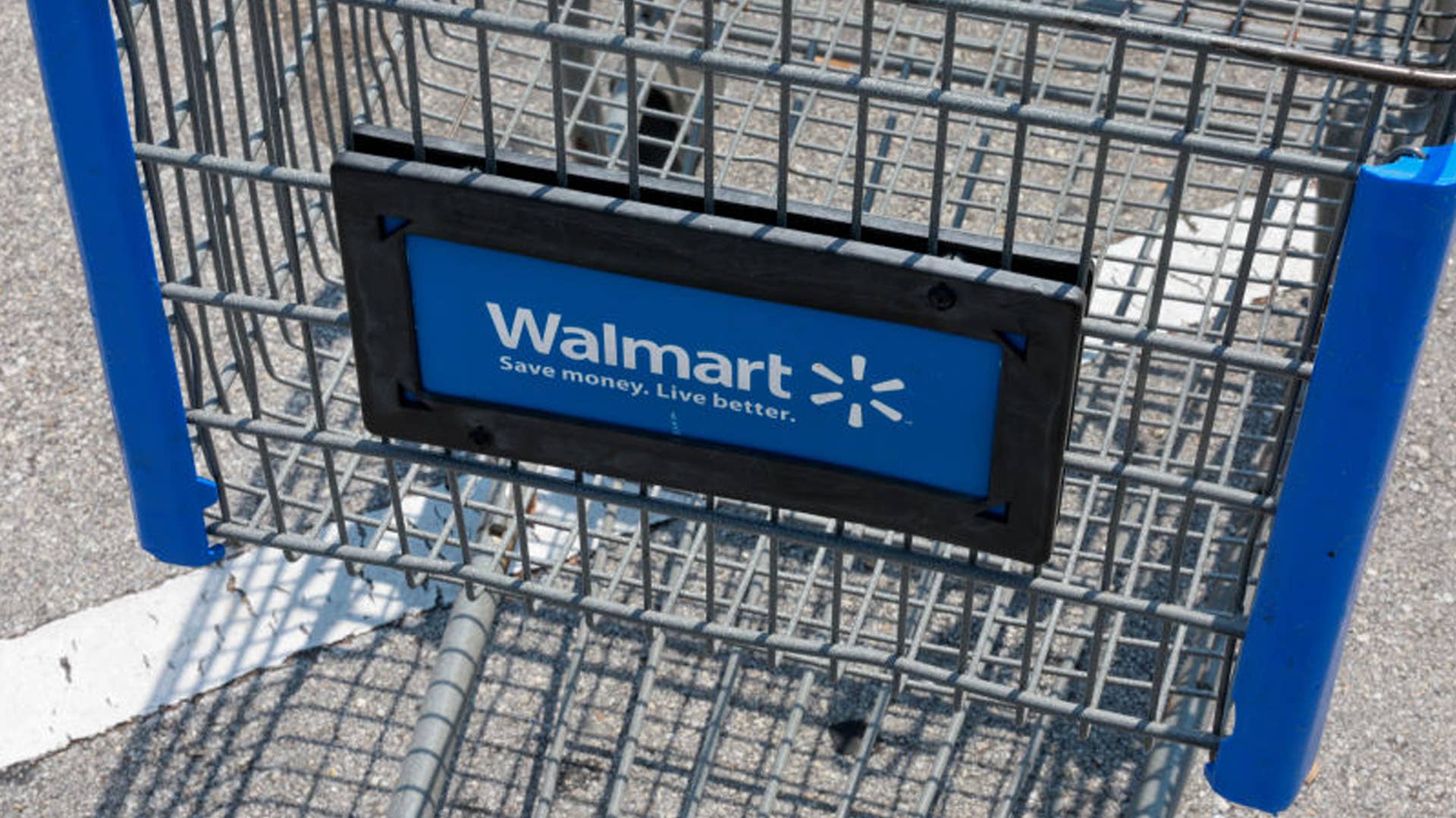 Walmart is selling a $942 king memory foam mattress for $219 - TheStreet