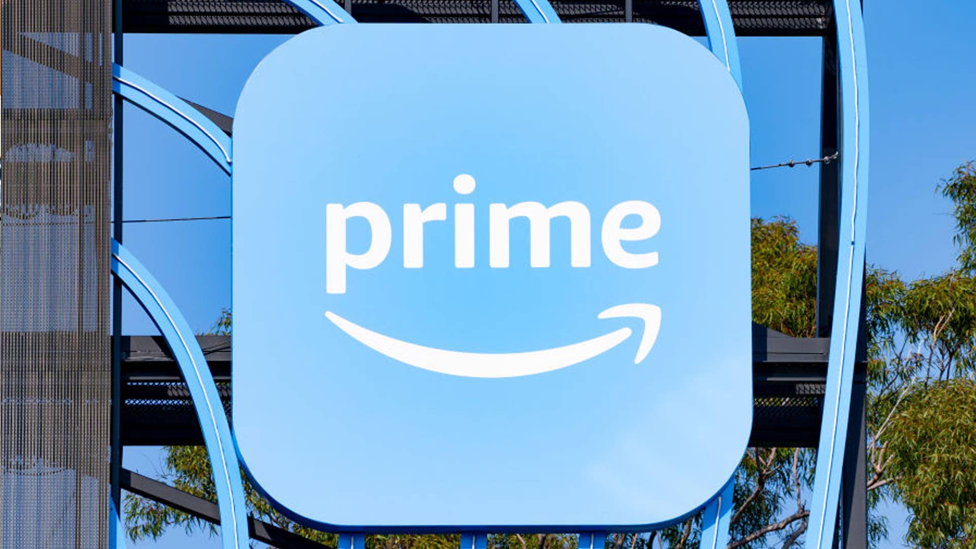 Amazon is selling a $70 arched full-length mirror for $45 - TheStreet