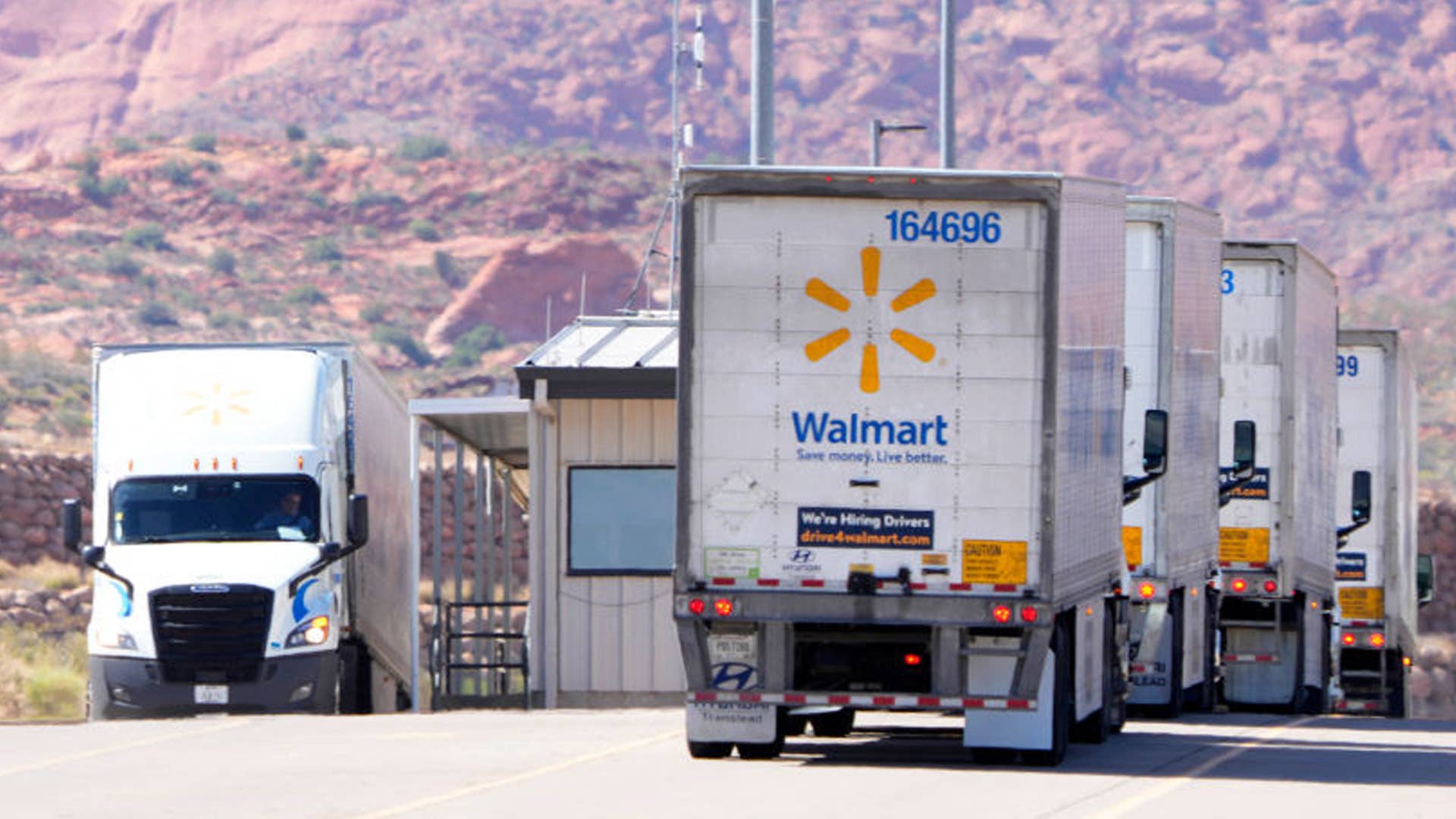 Walmart is selling a $619 PowerSmart Generator for $300 - TheStreet