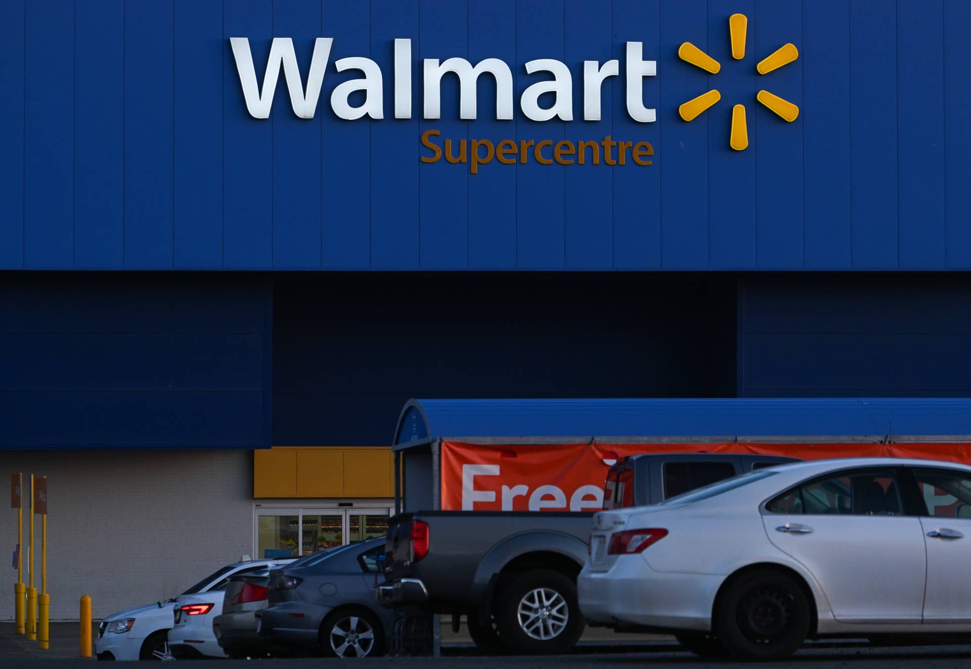 Walmart is selling a rolling tool storage cart for only $99 - TheStreet