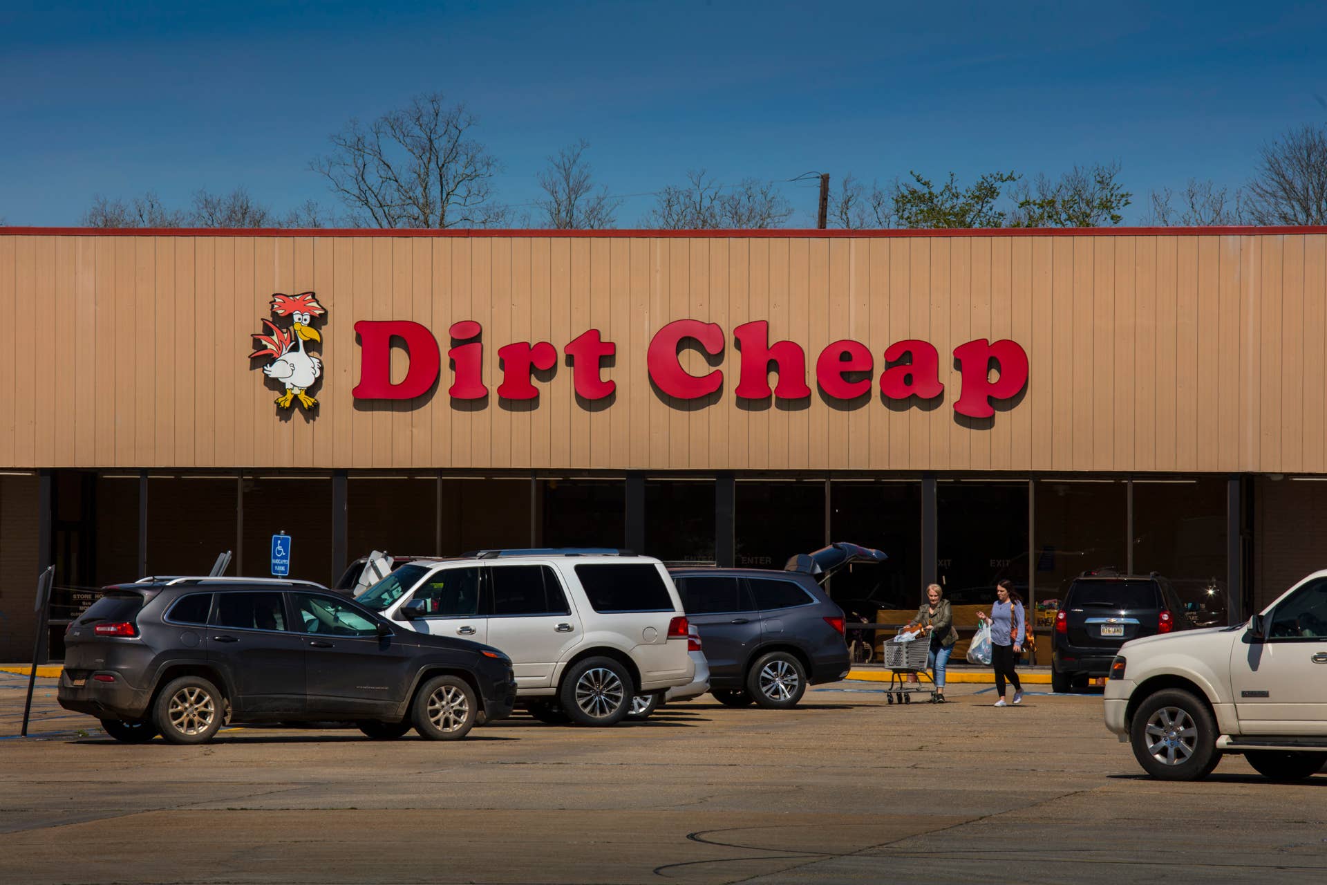 Another discount retailer shuts down, files Chapter 11 bankruptcy ...