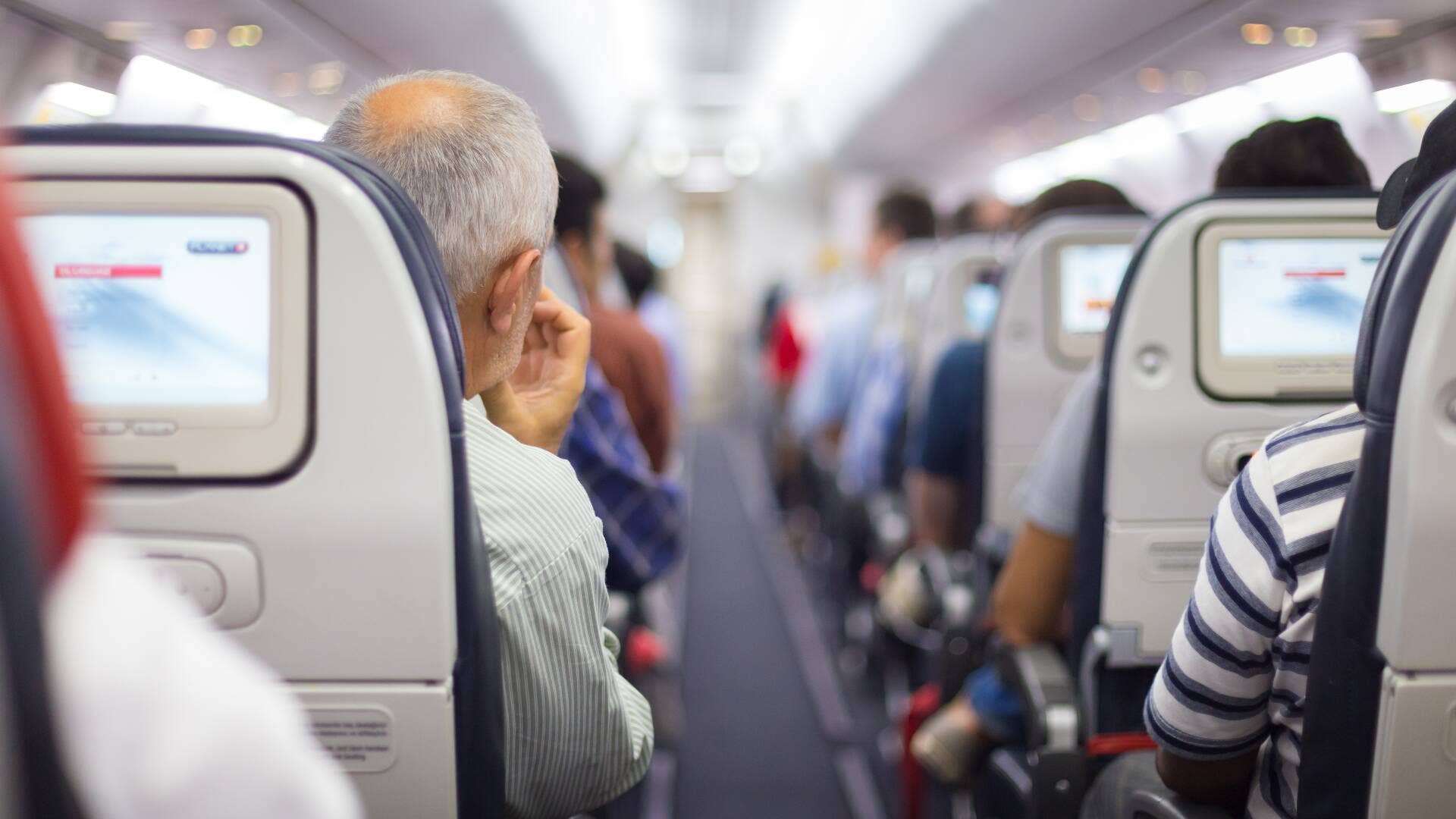 Airline rudeness controversy erupts over seat reclining opinions ...
