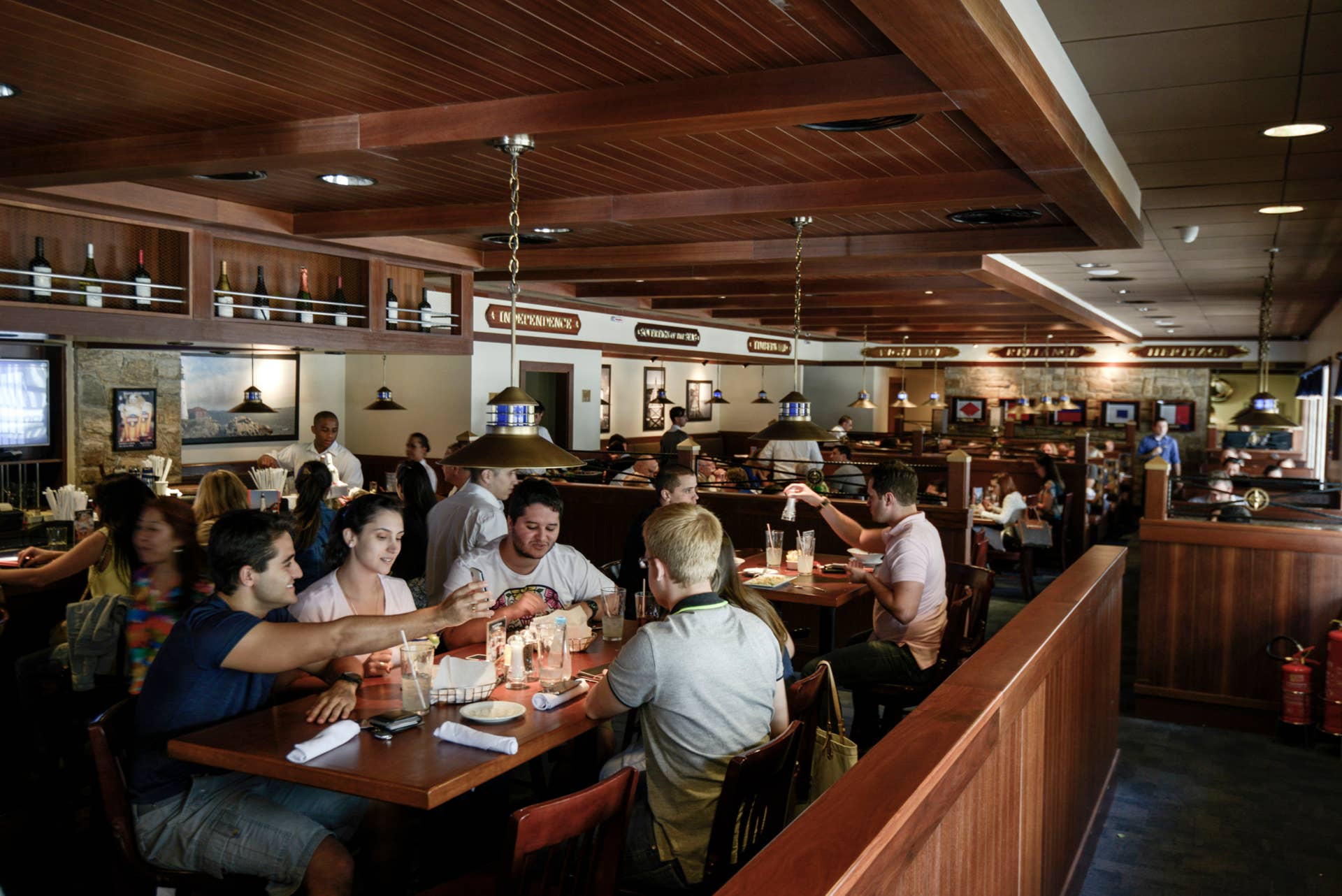 You may pay more at restaurants after surprising 'junk fees' ban ...