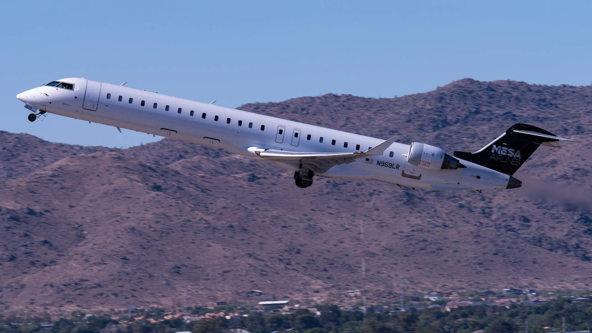 Two regional airlines announce plans to merge, avoid bankruptcy - TheStreet