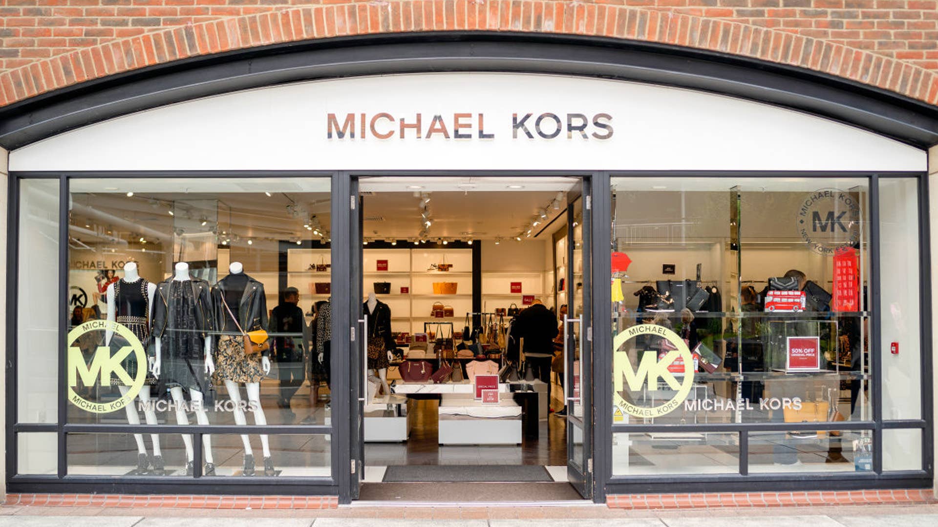 Michael Kors Outlet is selling a $398 purse for only $79 - TheStreet