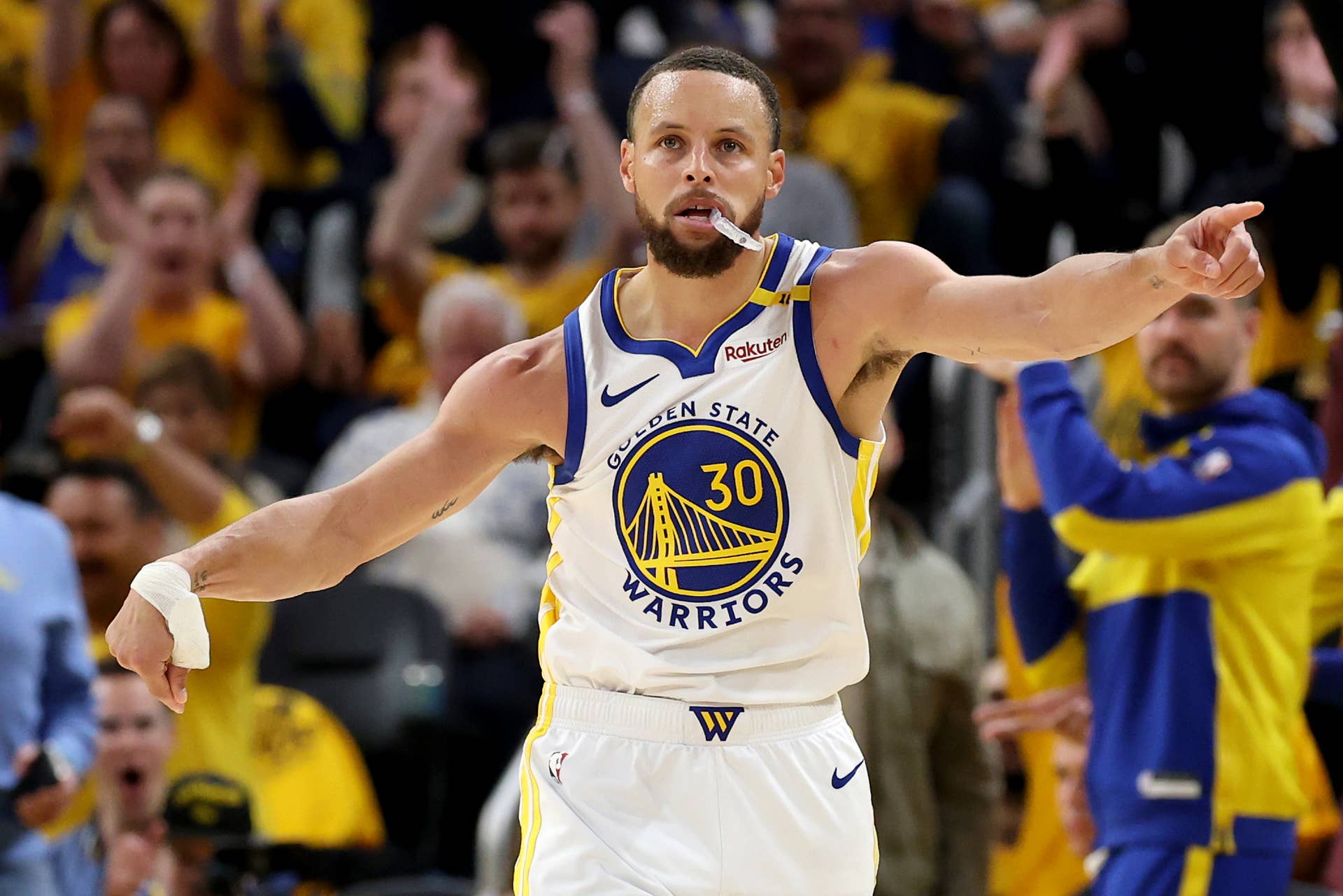 Steph Curry’s net worth amid 2025 NBA playoff season - TheStreet