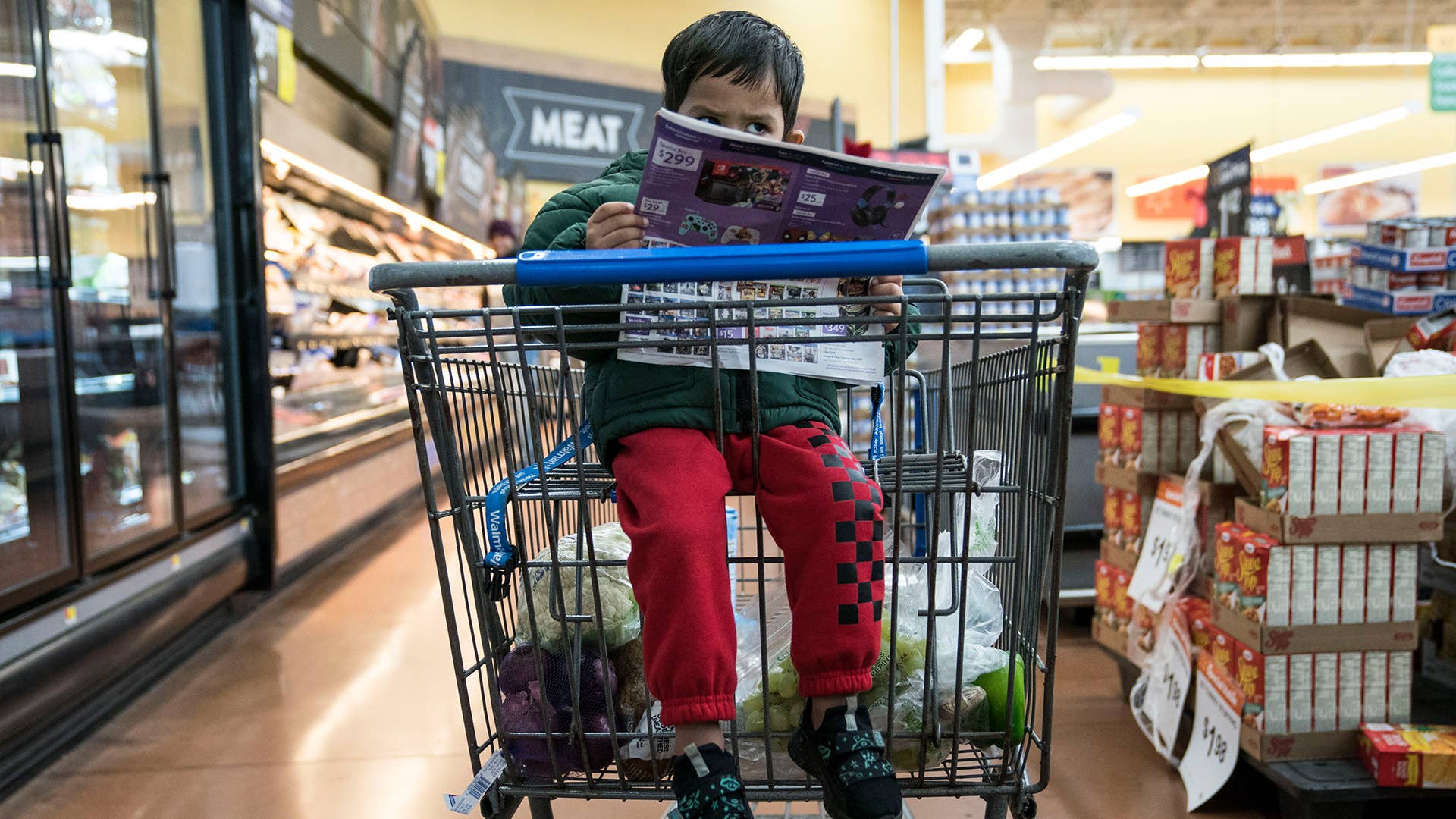 Walmart's new pricing strategy sparks customer, employee outrage ...