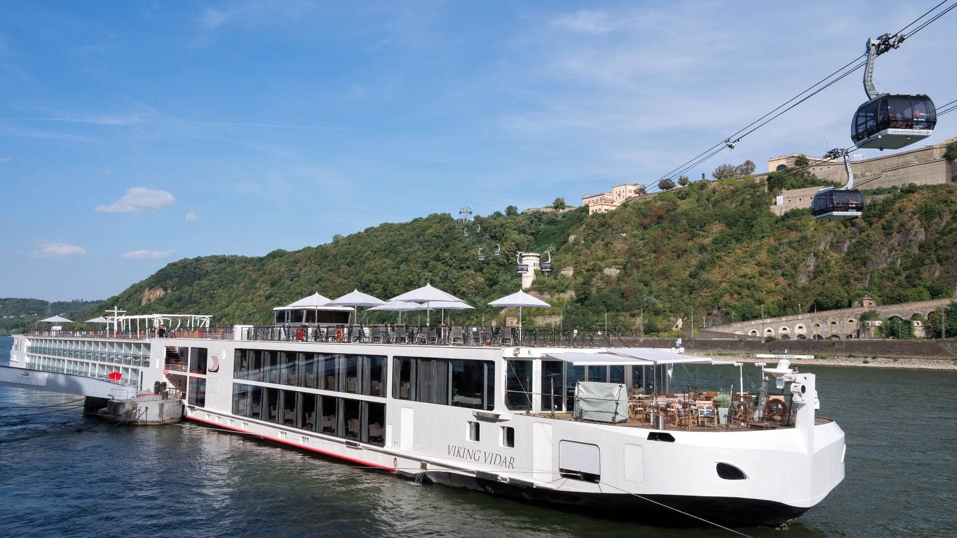 Viking Holdings investors are cruising along with its passengers ...