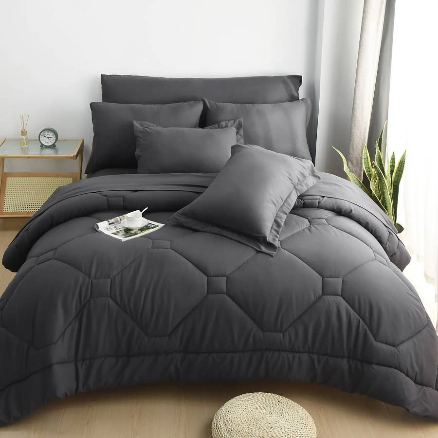 Walmart is selling a $100 8-piece comforter set for only $45 - TheStreet