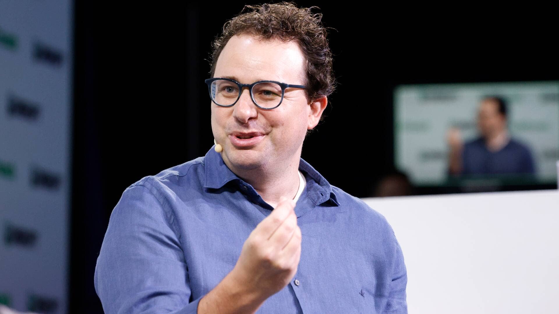 Anthropic rivals experience growing AI worker problem - TheStreet