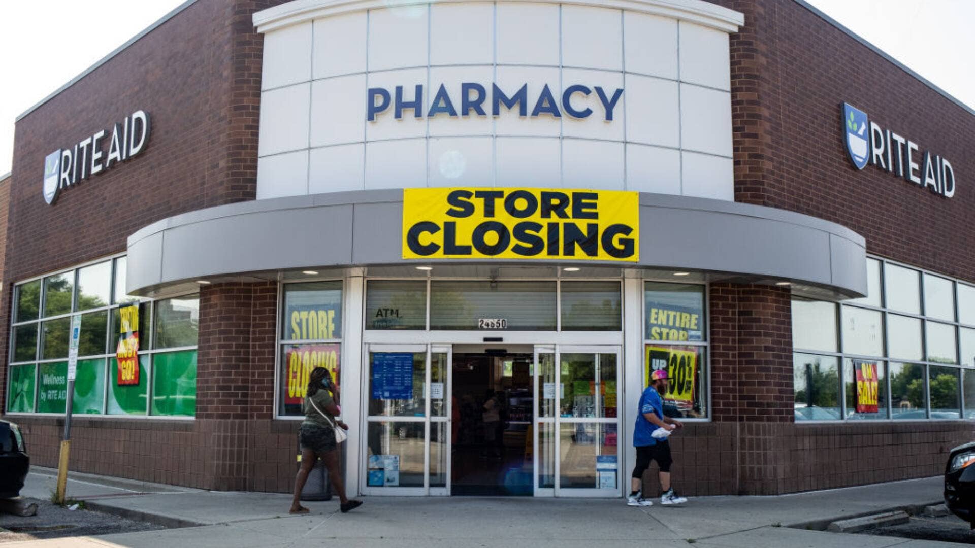 Iconic retail chain closing its remaining stores in bankruptcy - TheStreet